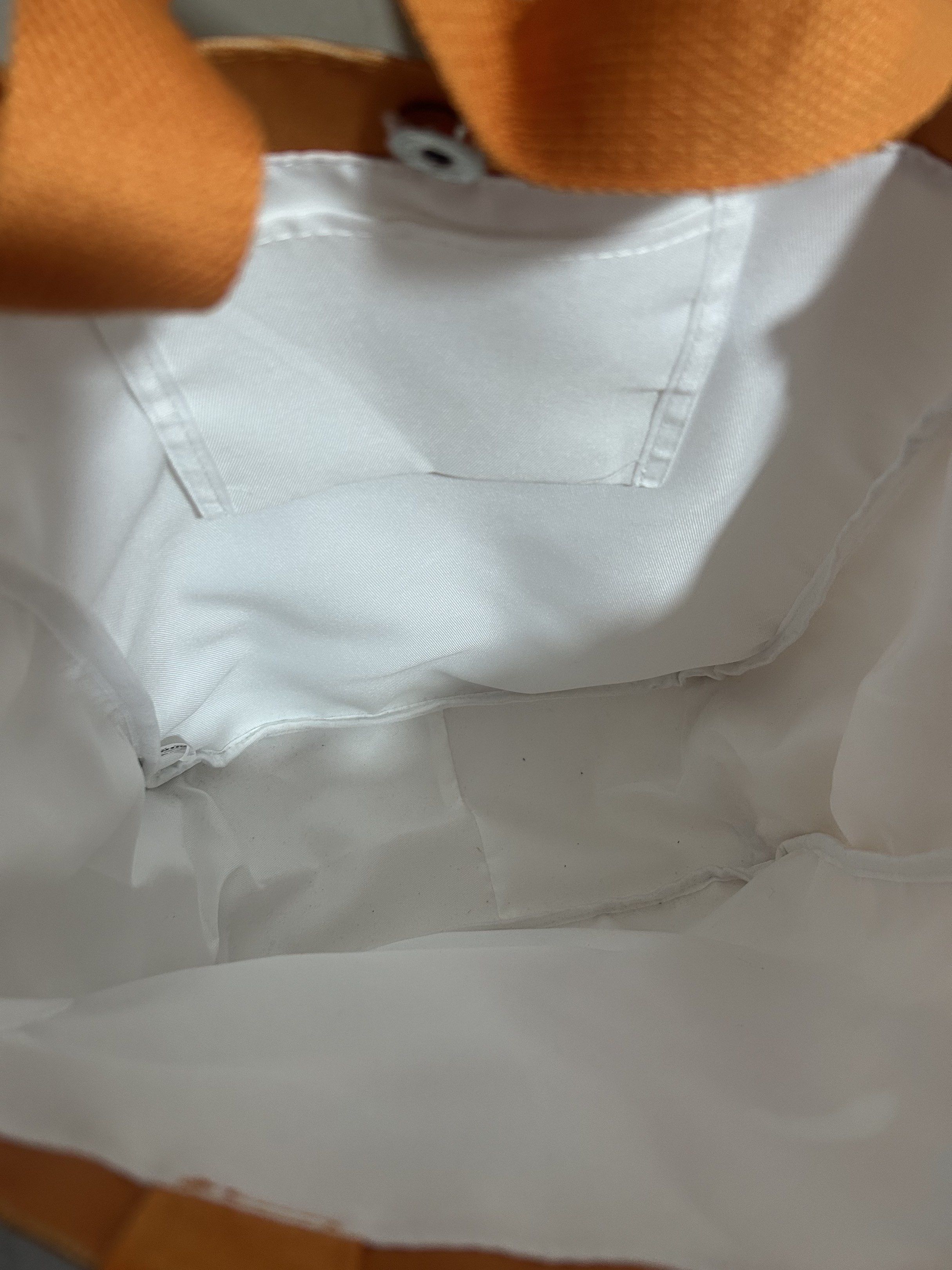 Universal Studios Gingerbread Man Tote Bag, Women's Fashion, Bags ...