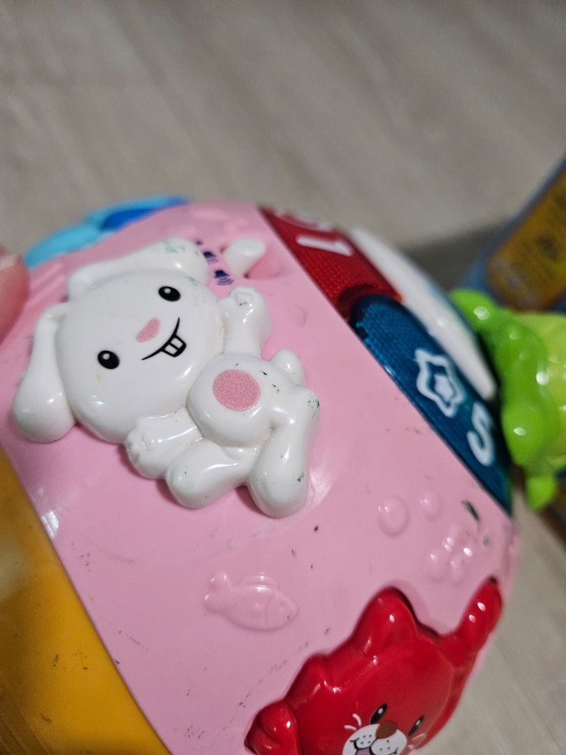 VTech Wiggle & Crawl Ball, Babies & Kids, Infant Playtime on Carousell