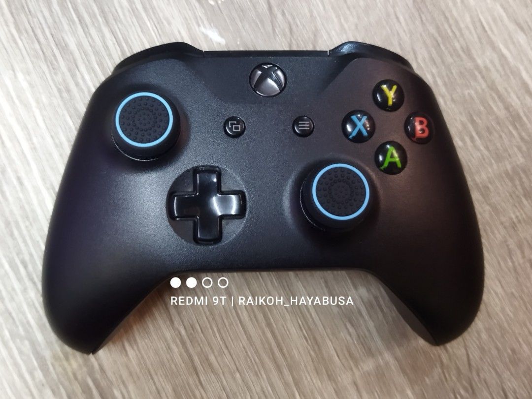 Xbox One Wireless Controller (Black), Video Gaming, Gaming Accessories ...