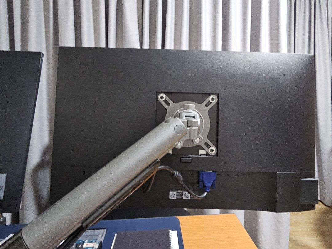 24 inch Dell Monitor & 24 inch Samsung Monitor, Computers & Tech, Parts ...