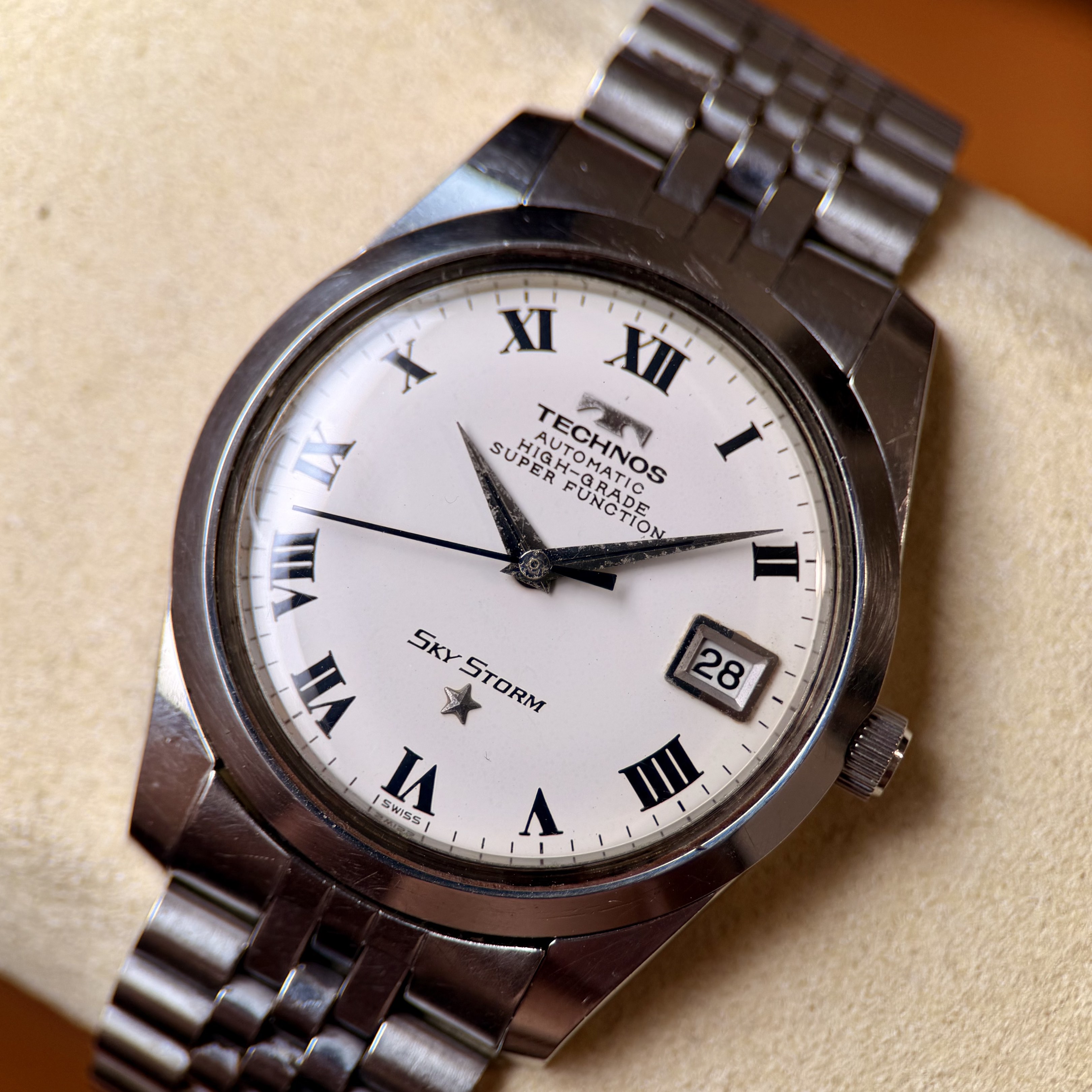 VINTAGE 1970s Technos Sky Storm Chronometer Ref. T5D1108 White Buckley ...