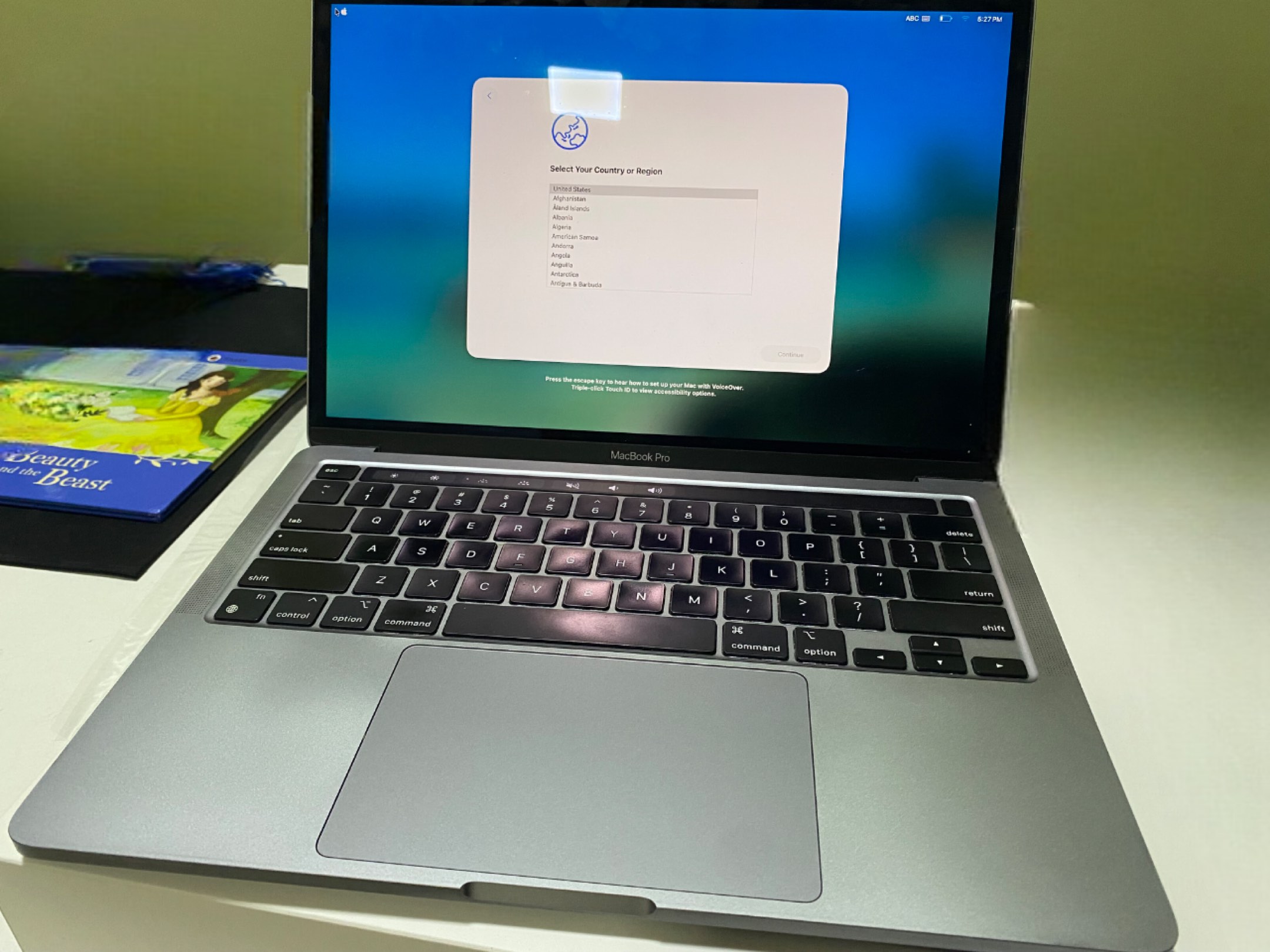 Apple Macbook Pro M1 with Magic Mouse & Magic Keyboard, Computers ...