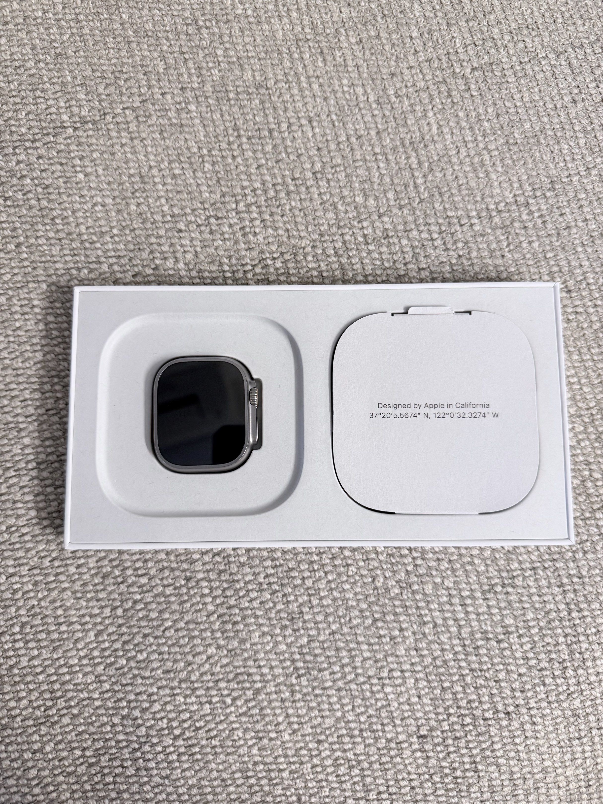 Apple Watch Ultra 1 with new blue Trail Loop, Mobile Phones & Gadgets ...