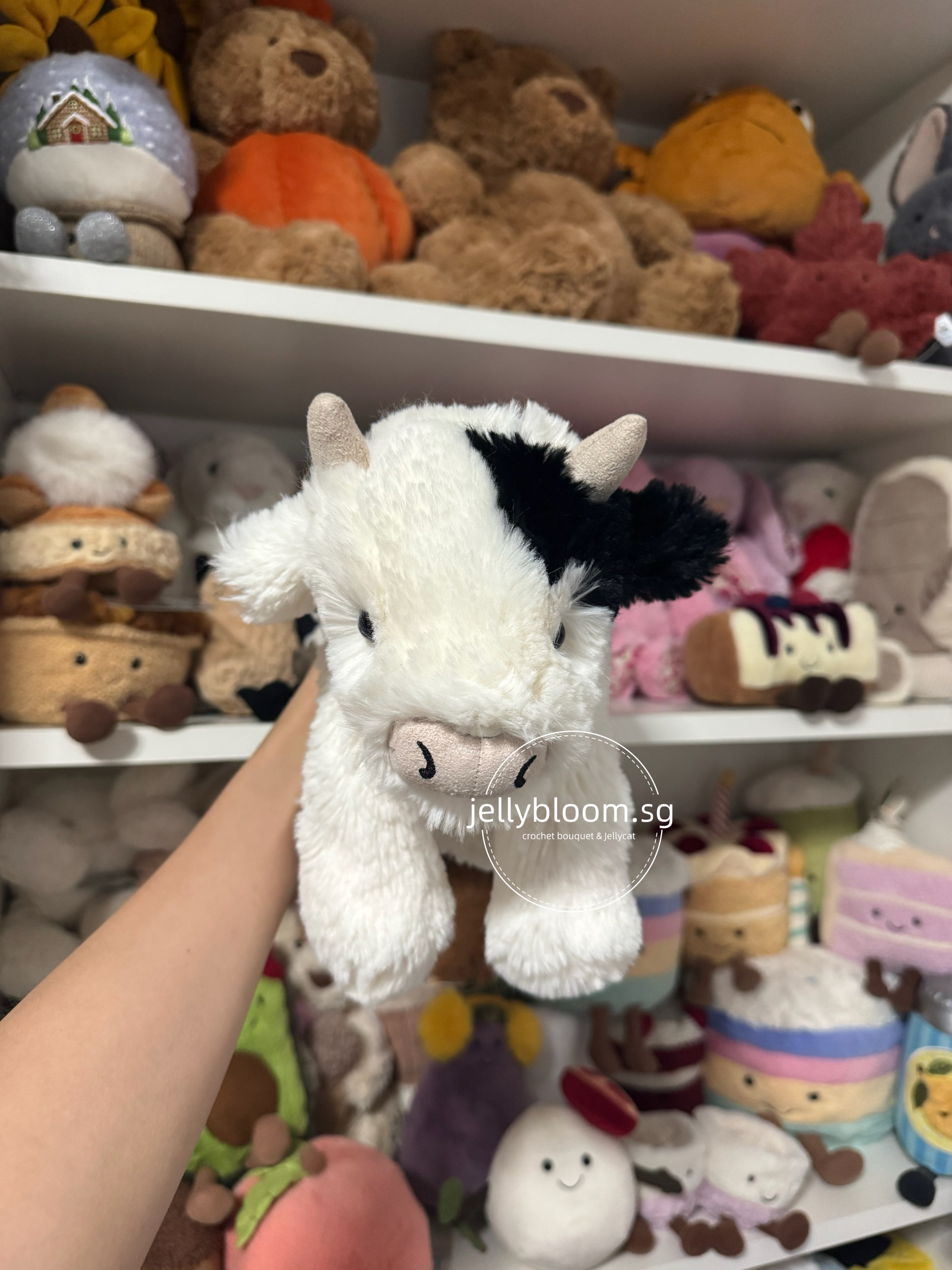 Authentic Jellycat Smudge Cow, Hobbies & Toys, Toys & Games on Carousell