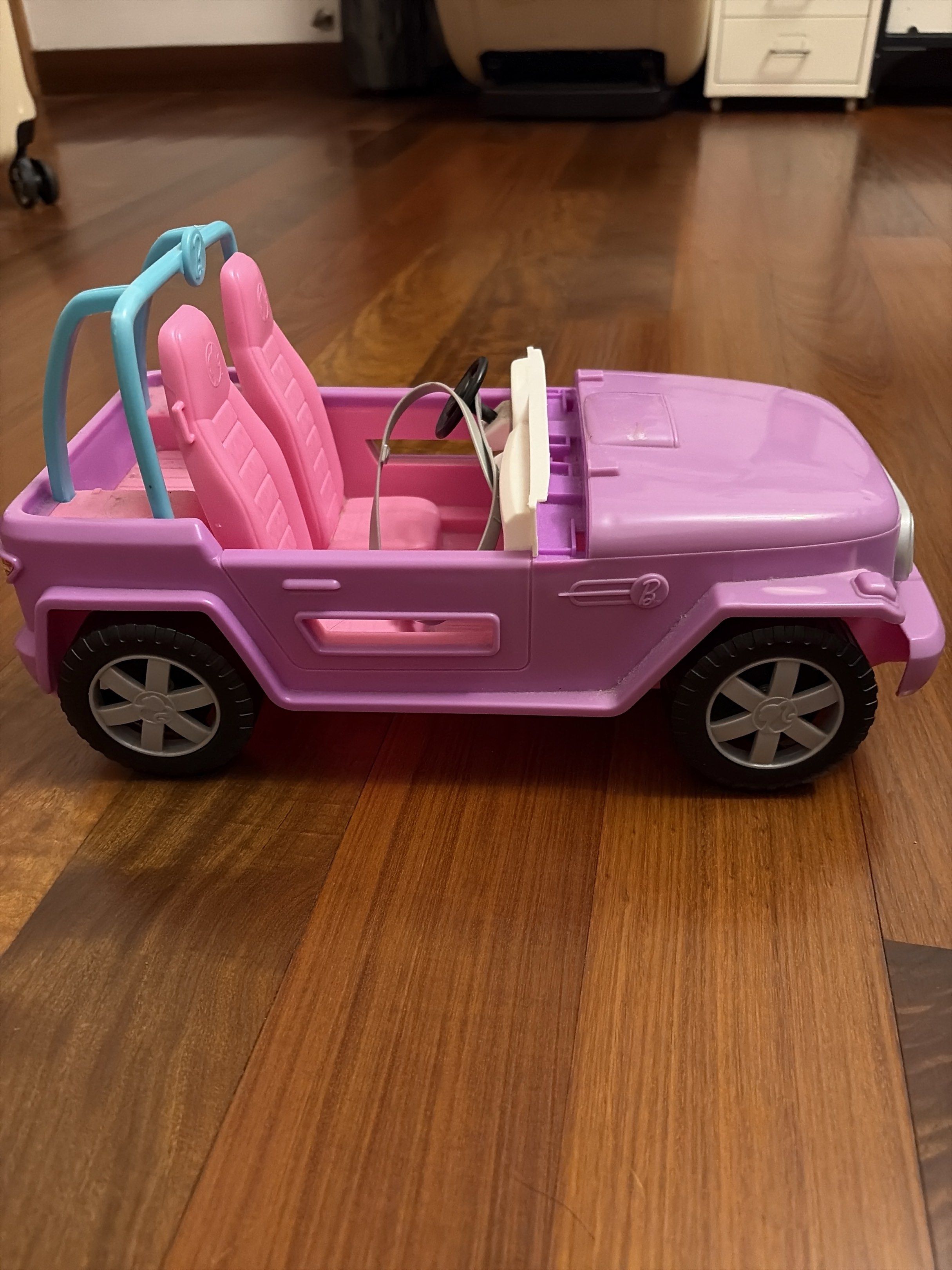 Barbie Jeep Car - Pink, Hobbies & Toys, Toys & Games on Carousell