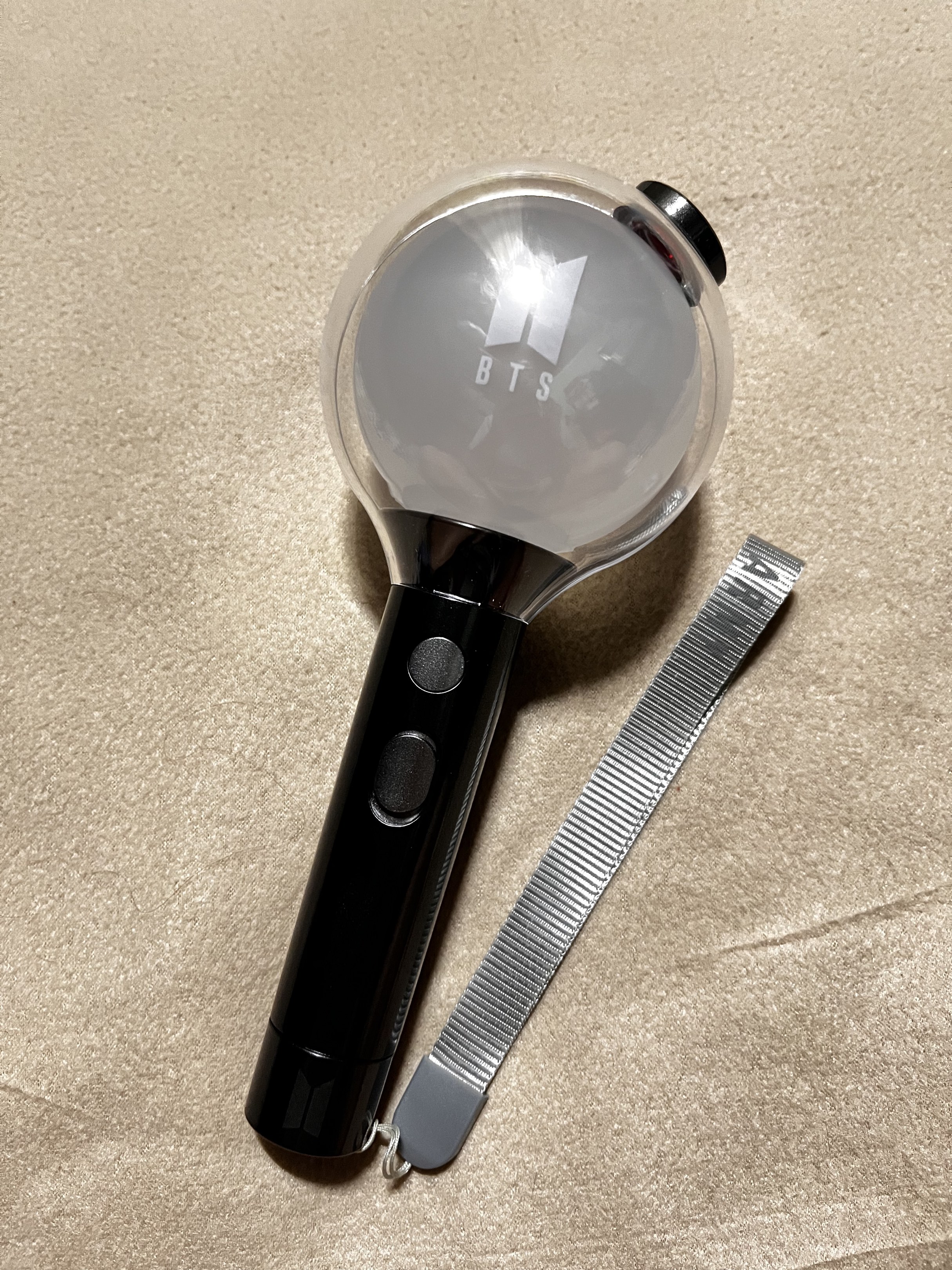 BTS Official Lightstick and Photocards, Hobbies & Toys, Memorabilia ...