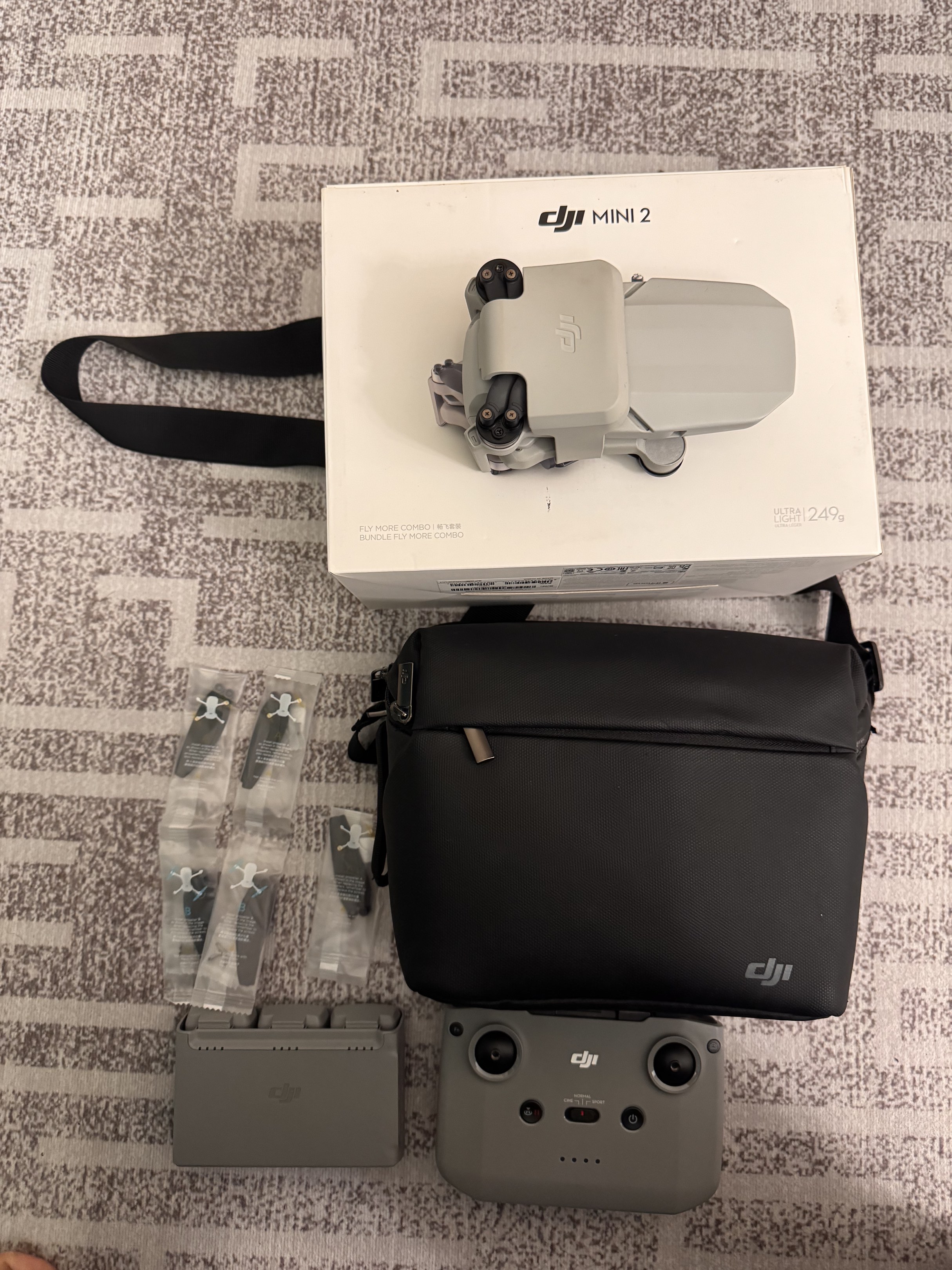 DJI Mini 2 Drone Fly More Combo, Photography, Drones on Carousell
