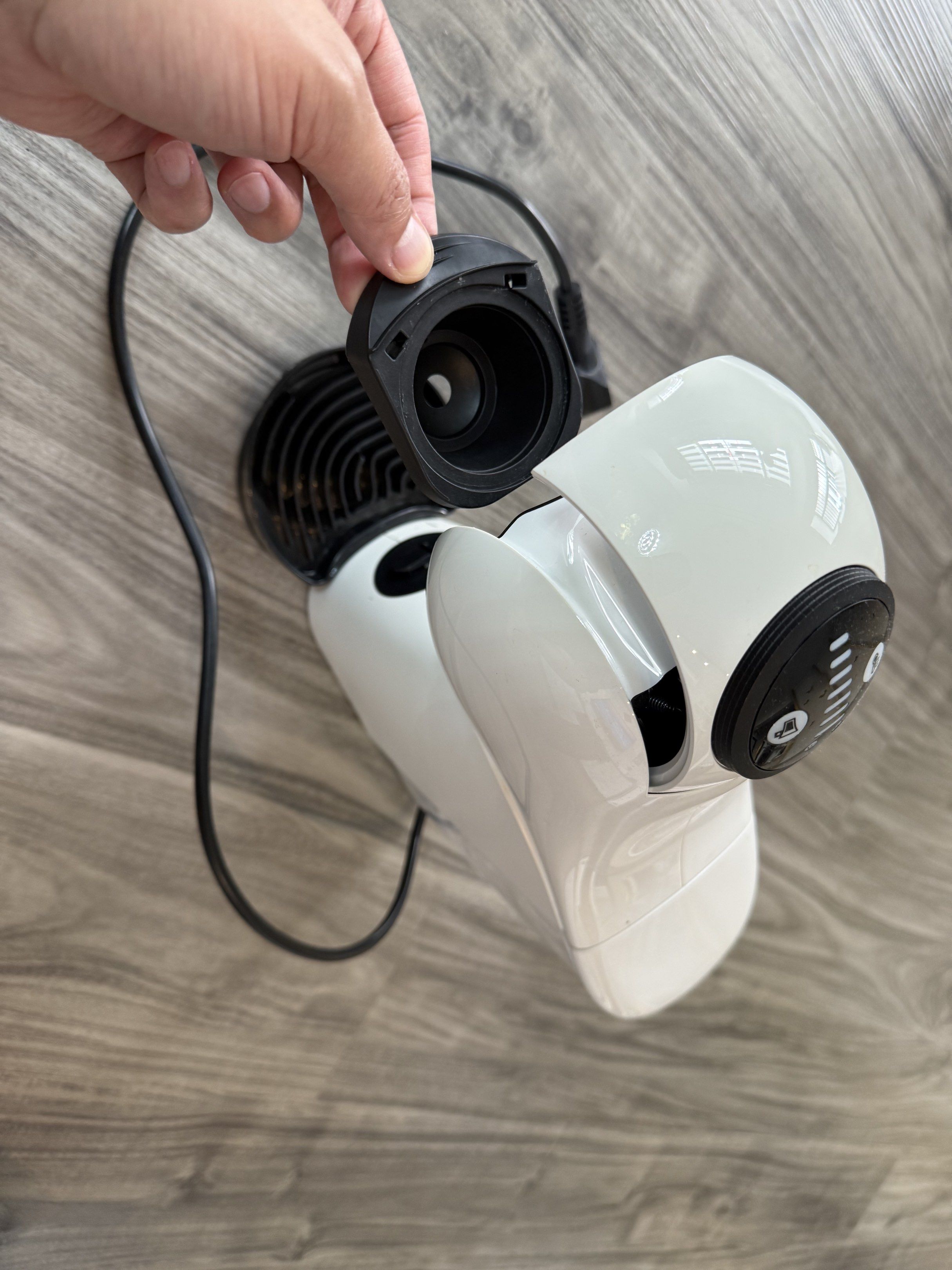 Dolce Gusto Coffee Machine - White, TV & Home Appliances, Kitchen ...