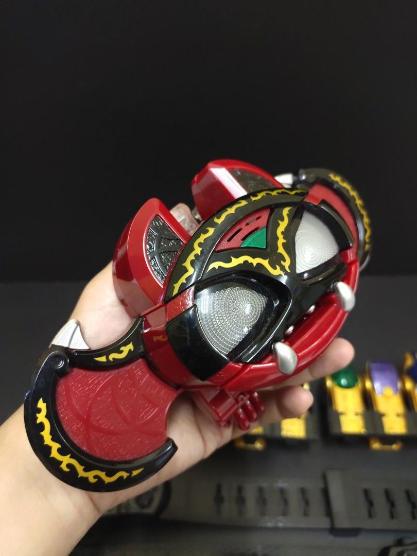 Dx Dark Kiva with Fuestle set Kamen Rider Kiva Dark, Hobbies & Toys ...