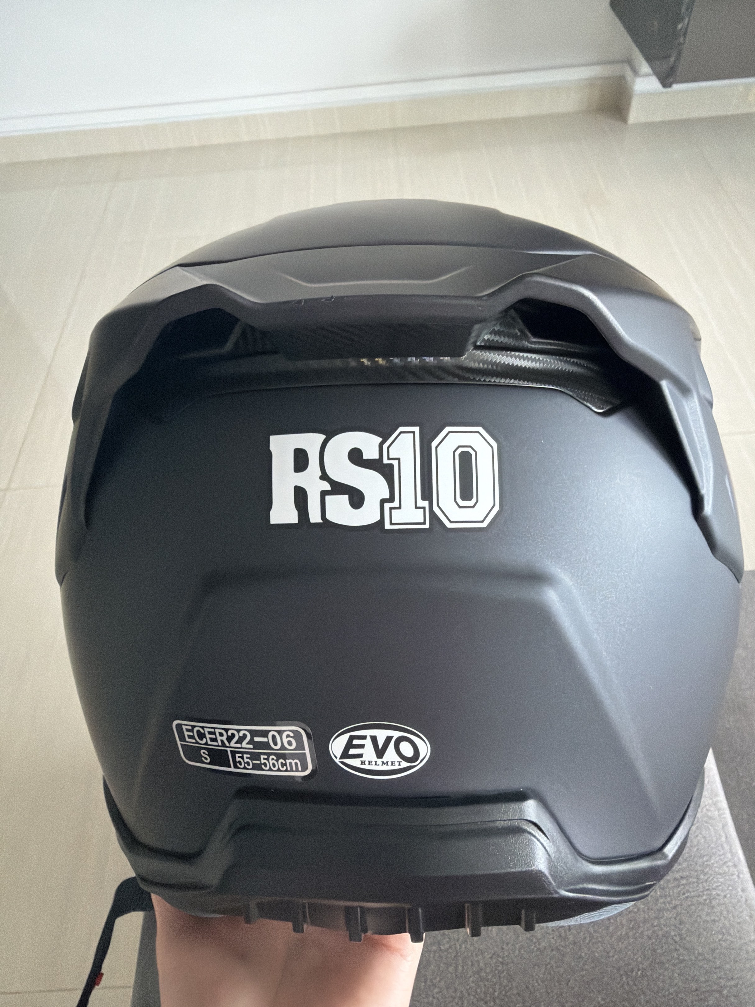 Evo RS10 helmet, Motorcycles, Motorcycle Accessories on Carousell