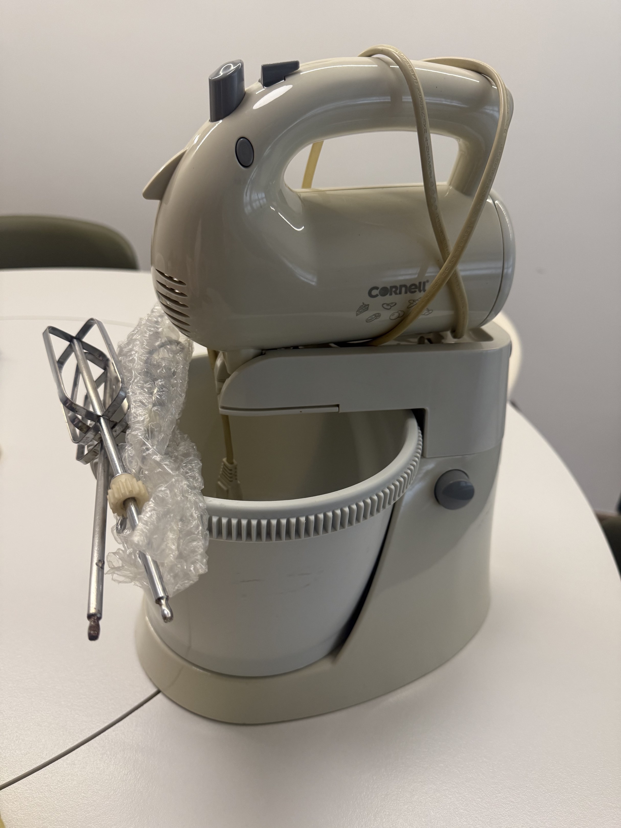 FREE - Cornell Stand Mixer, TV & Home Appliances, Kitchen Appliances ...