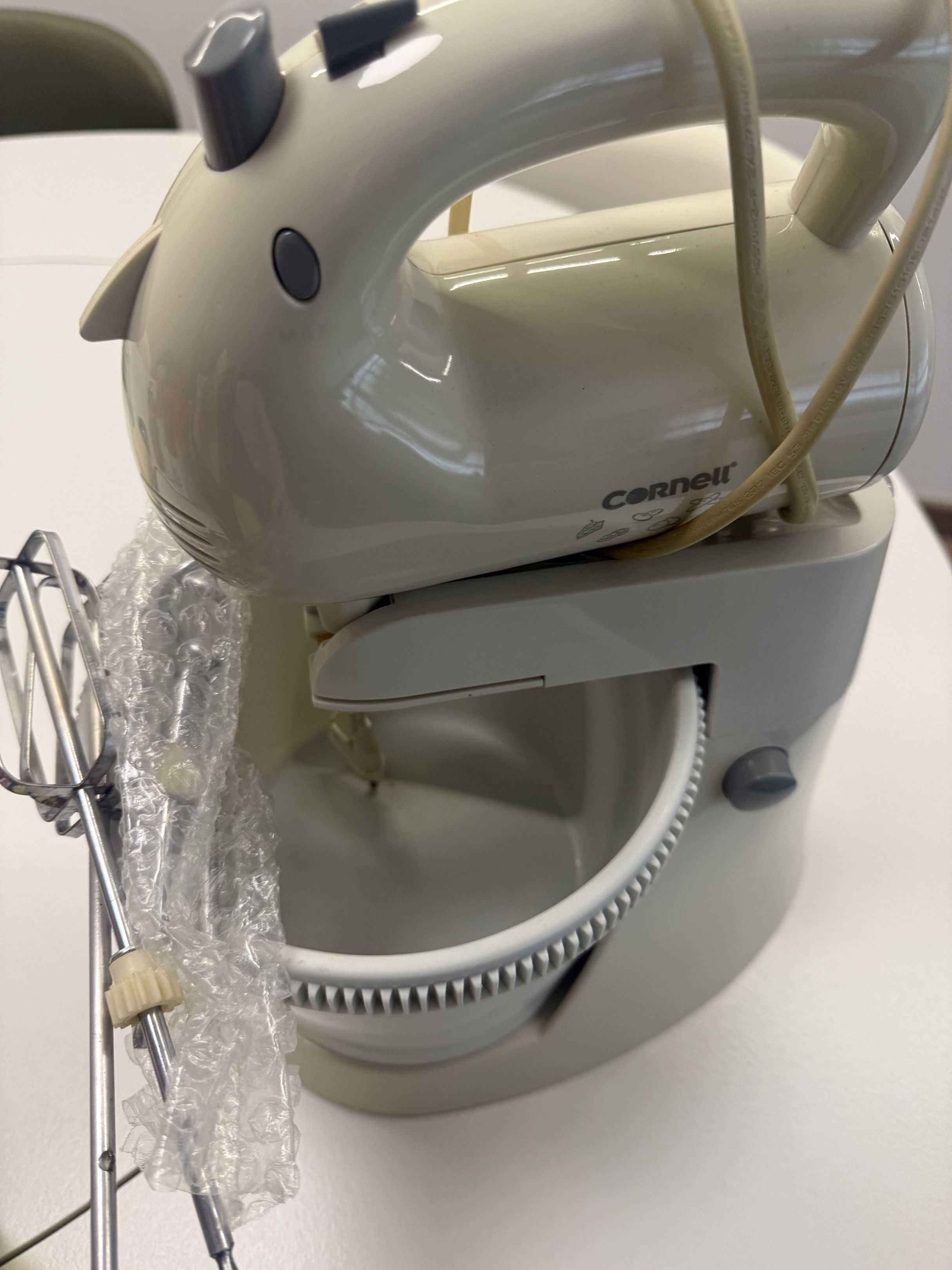 FREE - Cornell Stand Mixer, TV & Home Appliances, Kitchen Appliances ...