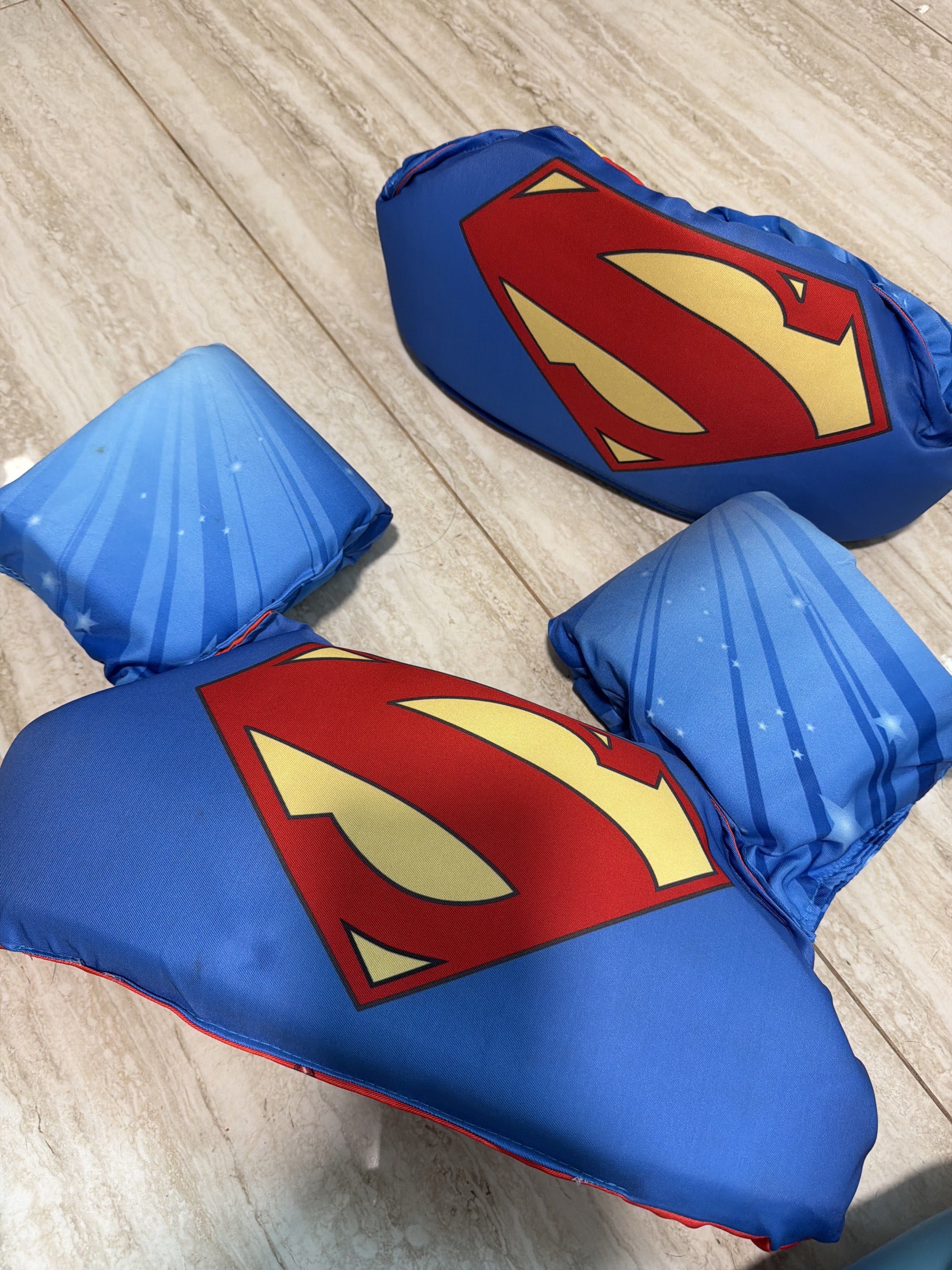 Frozen & Superman Arm Floaties, Sports Equipment, Other Sports ...
