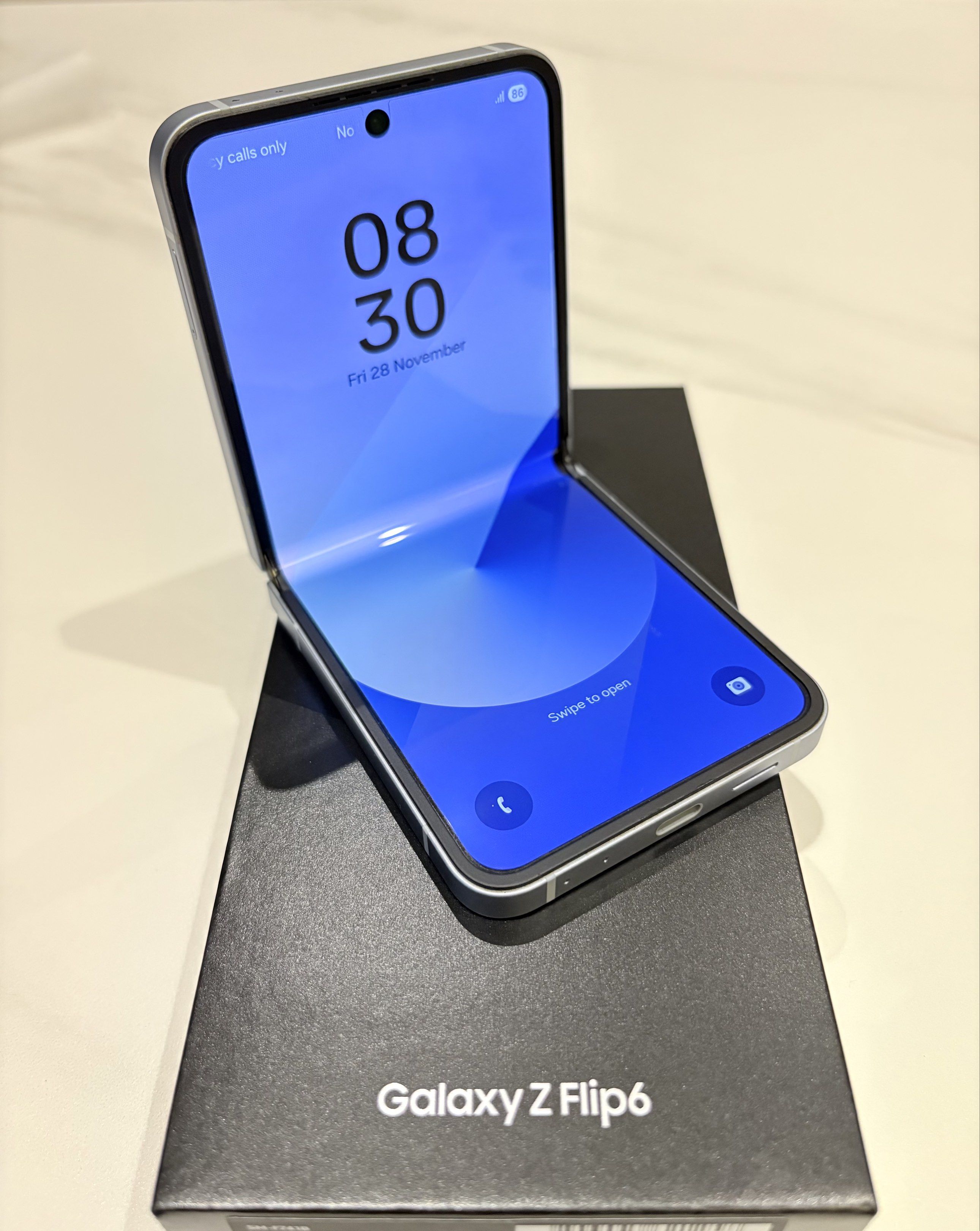 Galaxy Z Flip 6 Blue 256GB, Mobile Phones & Gadgets, Mobile Phones ...