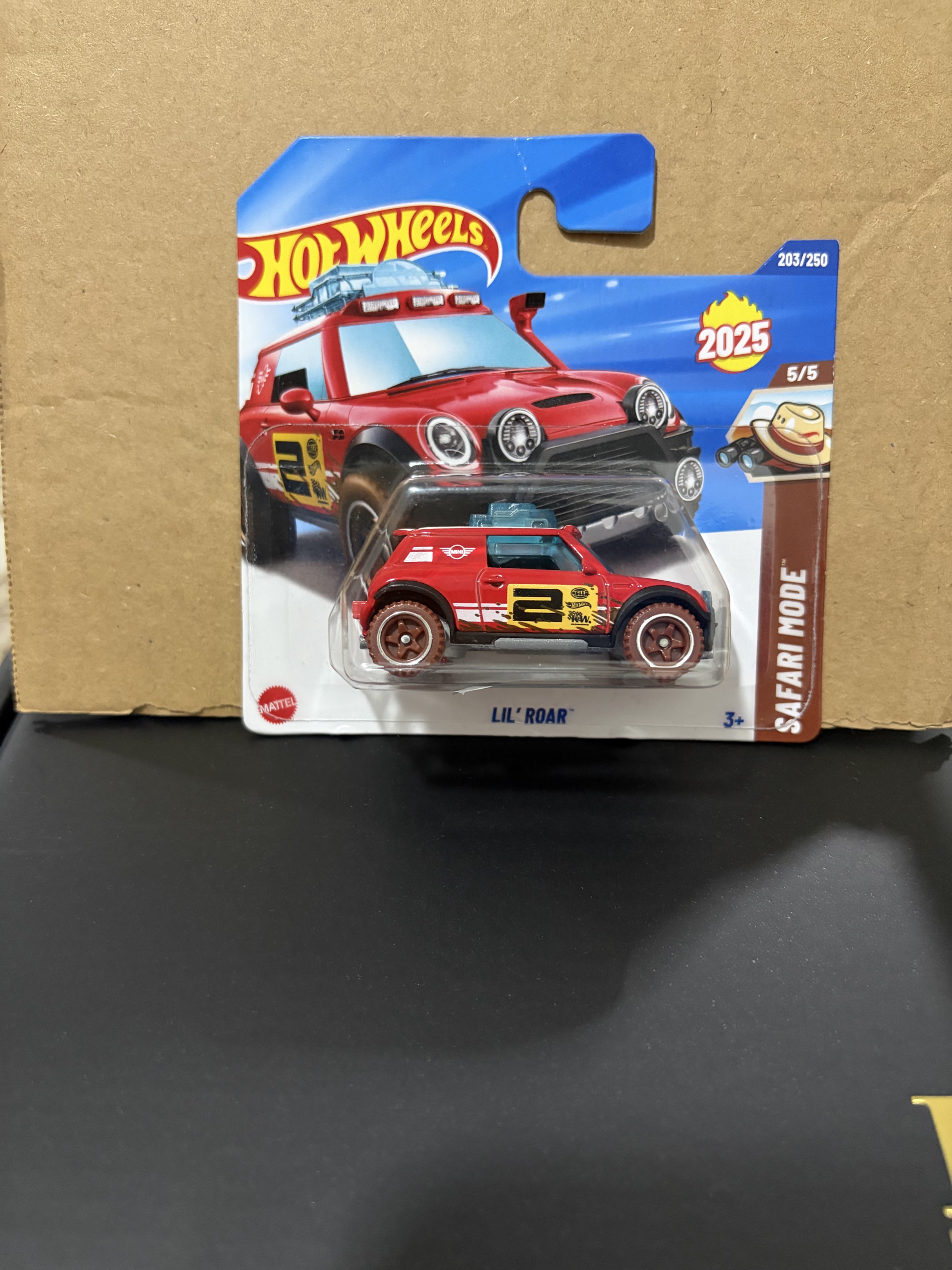 Hot Wheels Mini Cooper Lil' Roar Safari Mode 2025, Hobbies & Toys, Toys ...