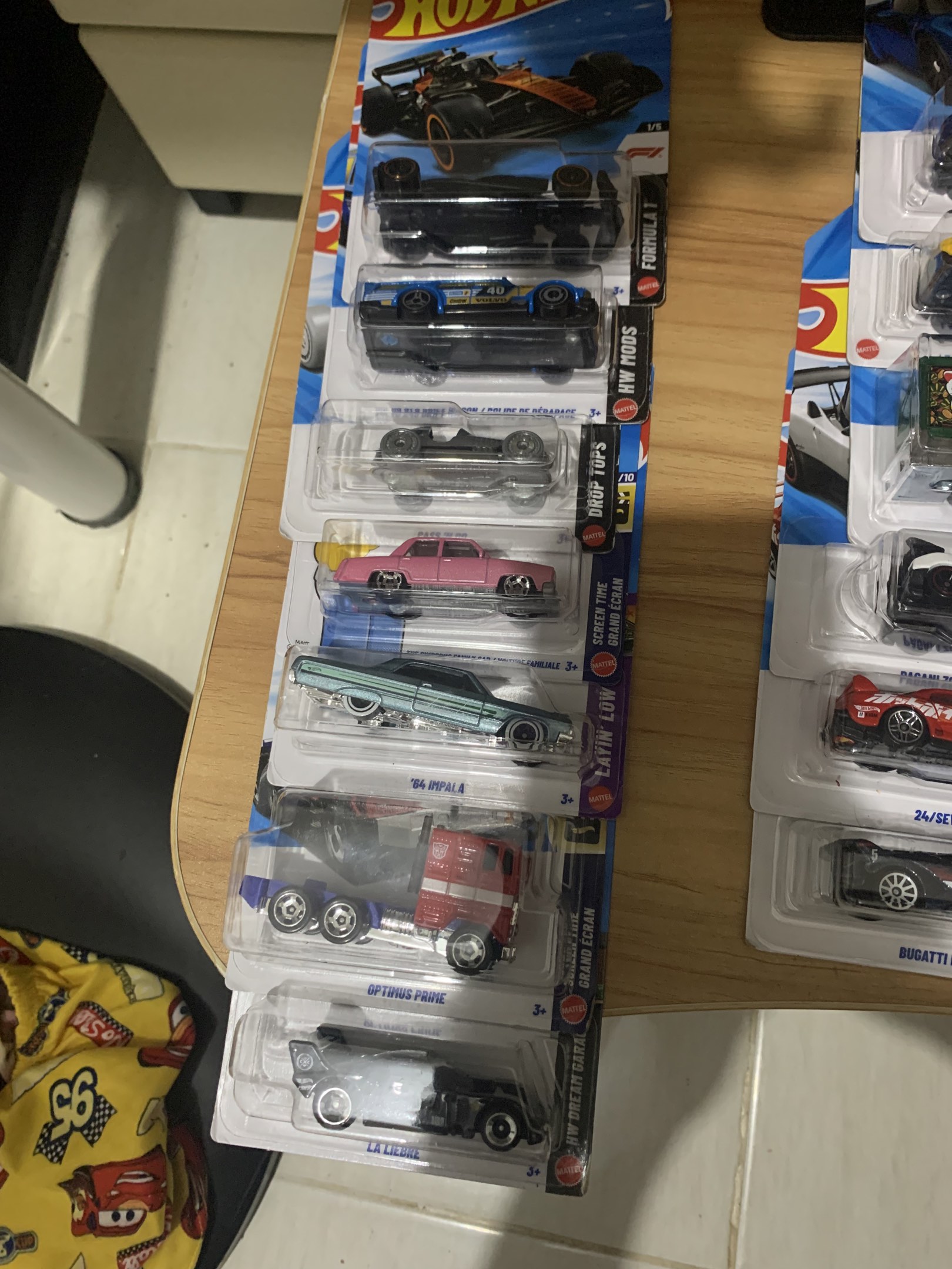 Hot Wheels Optimus Prime The Simpsons F1, Hobbies & Toys, Toys & Games ...