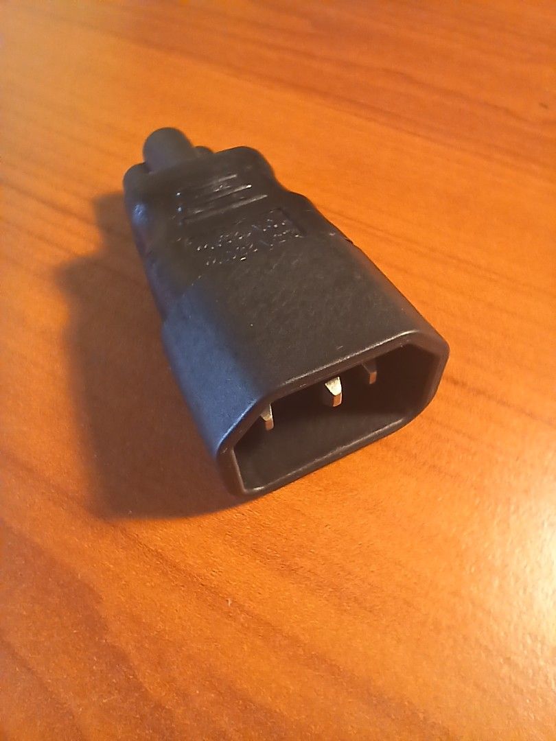 IEC C5 Clover Leaf- C14 Adapter Connector for Laptop Charger, Computers ...