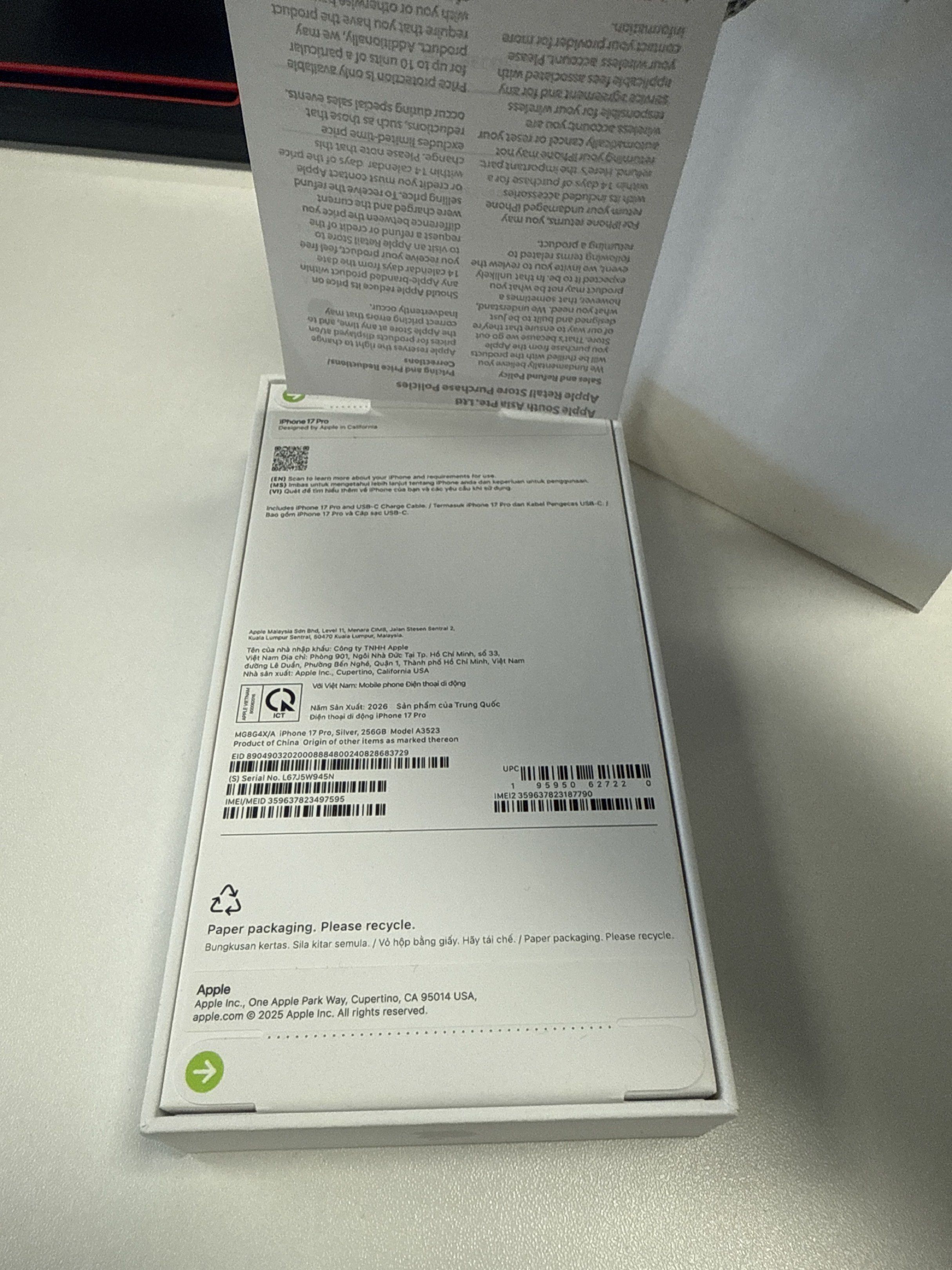 iPhone 17 Pro Silver 256GB, Mobile Phones & Gadgets, Mobile Phones ...