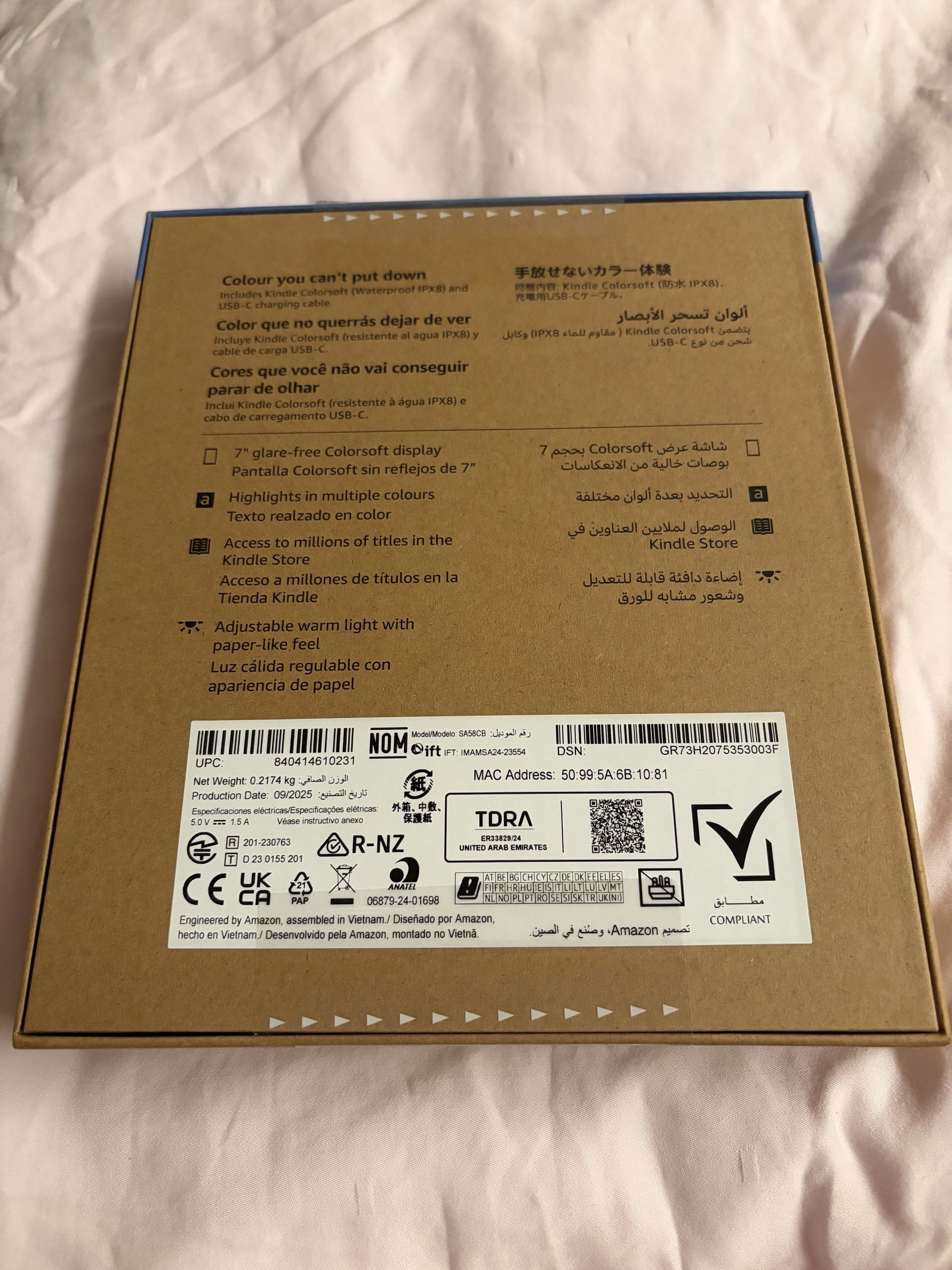 Kindle Colorsoft E-reader - 7" Color Display, Mobile Phones & Gadgets ...