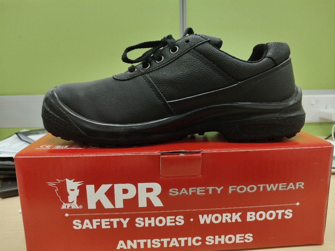 KPR Safety Shoes - Black - UK9/EU43, Men's Fashion, Footwear, Boots on ...