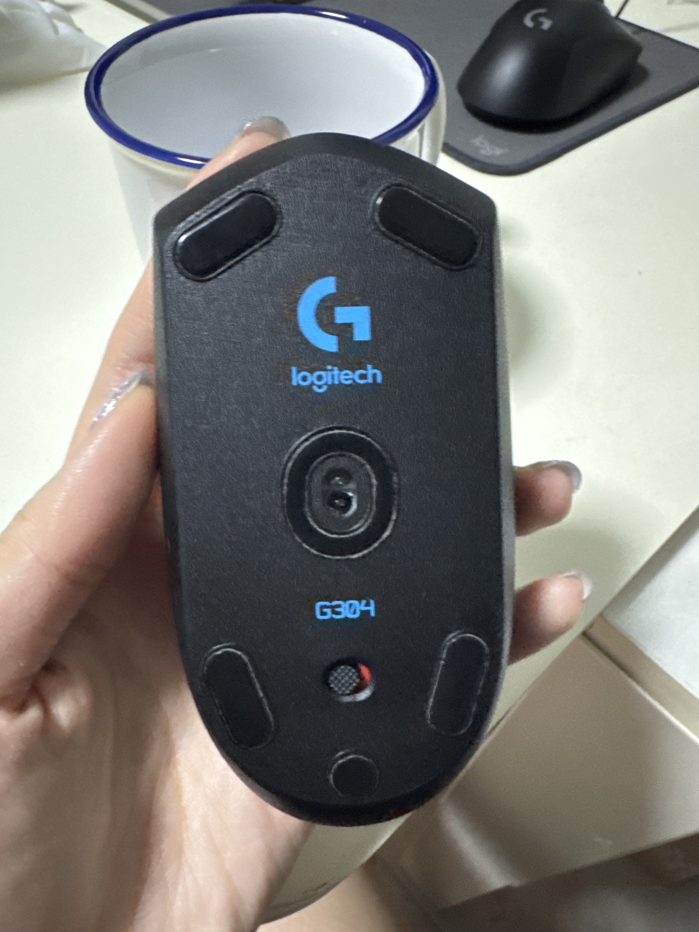 Logitech G304 Hero wireless mouse, Computers & Tech, Parts ...