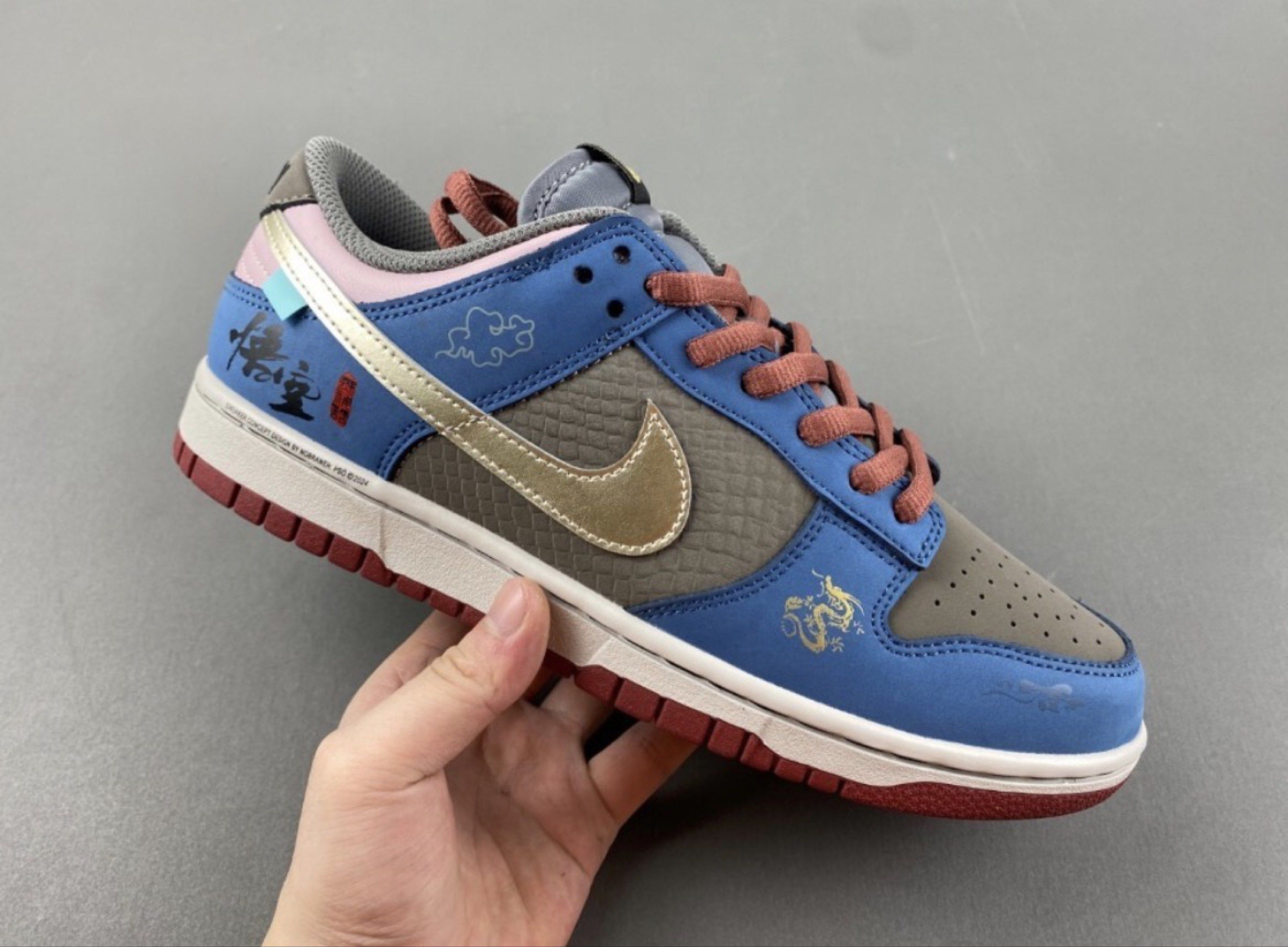 Nike SB Dunk Low 'Year of the Monkey', Men's Fashion, Footwear ...