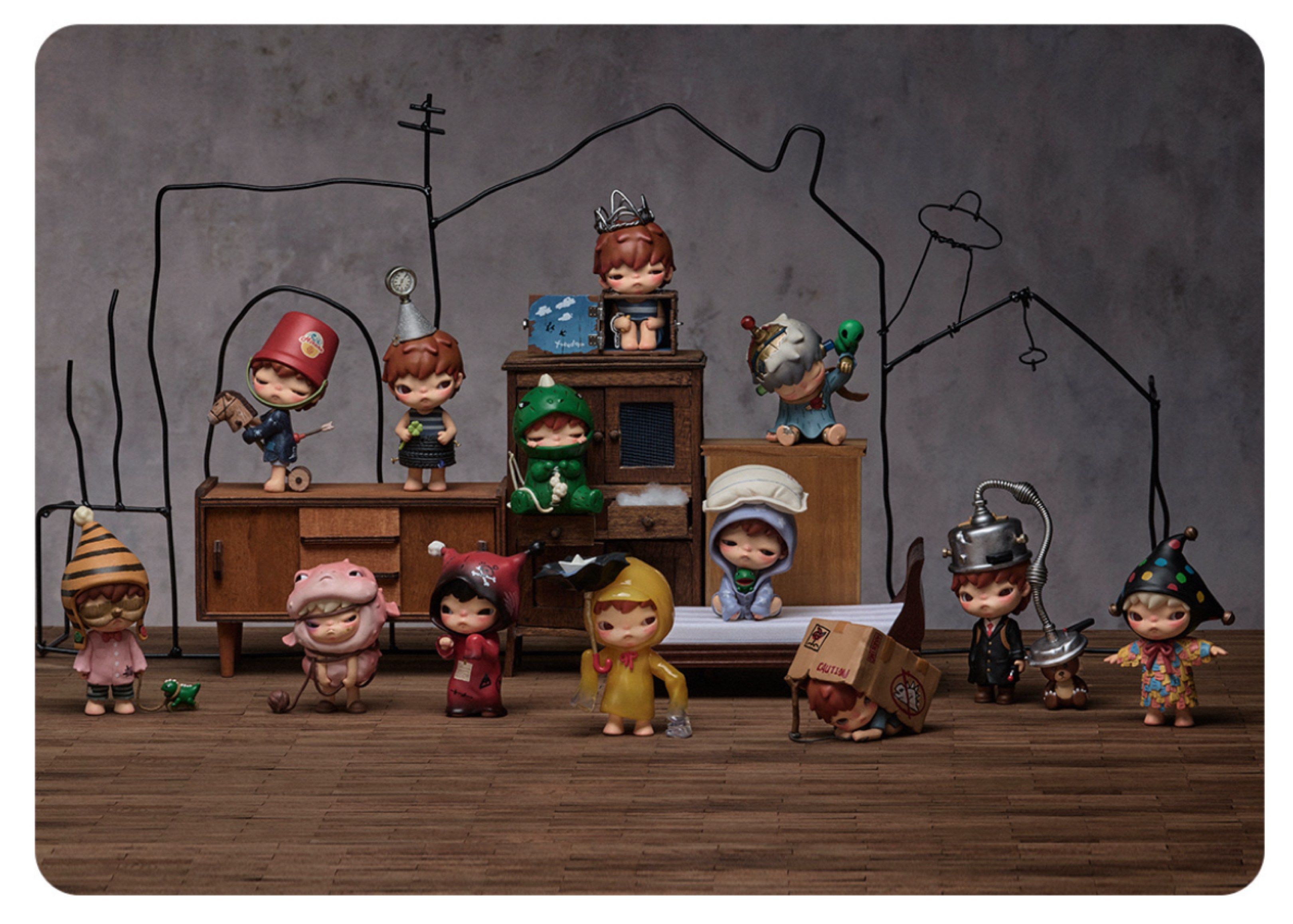 Pop Mart Hirono Echo Series Figures Set - Staying Up and Pieces of ...