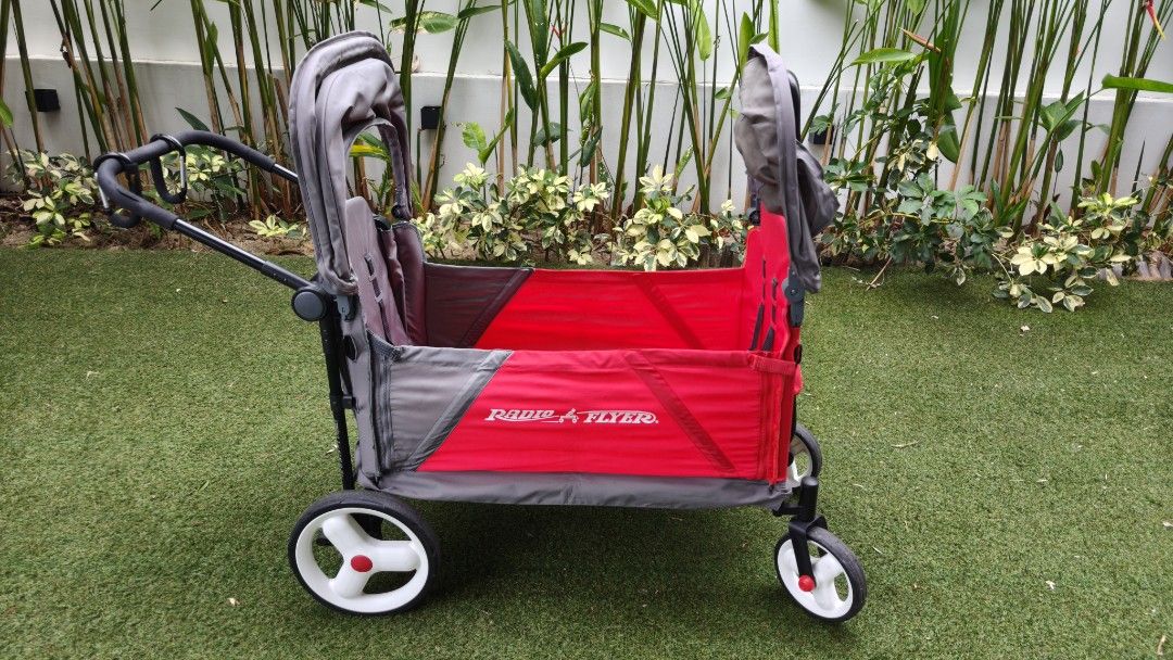 Radio Flyer Duo Stroller Wagon, Babies & Kids, Going Out, Strollers on ...