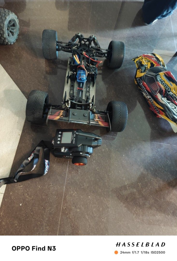 1/8 SaberTooth RC Car with Remote Control, Hobbies & Toys, Toys & Games ...