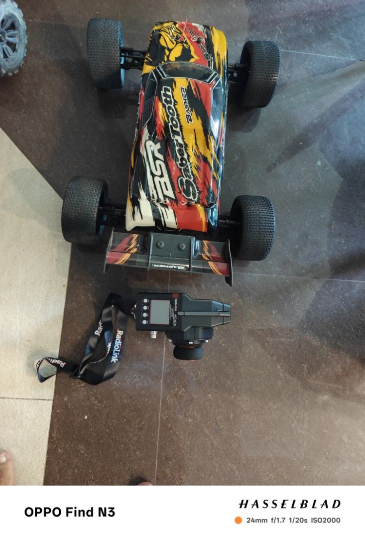 1/8 SaberTooth RC Car with Remote Control, Hobbies & Toys, Toys & Games ...