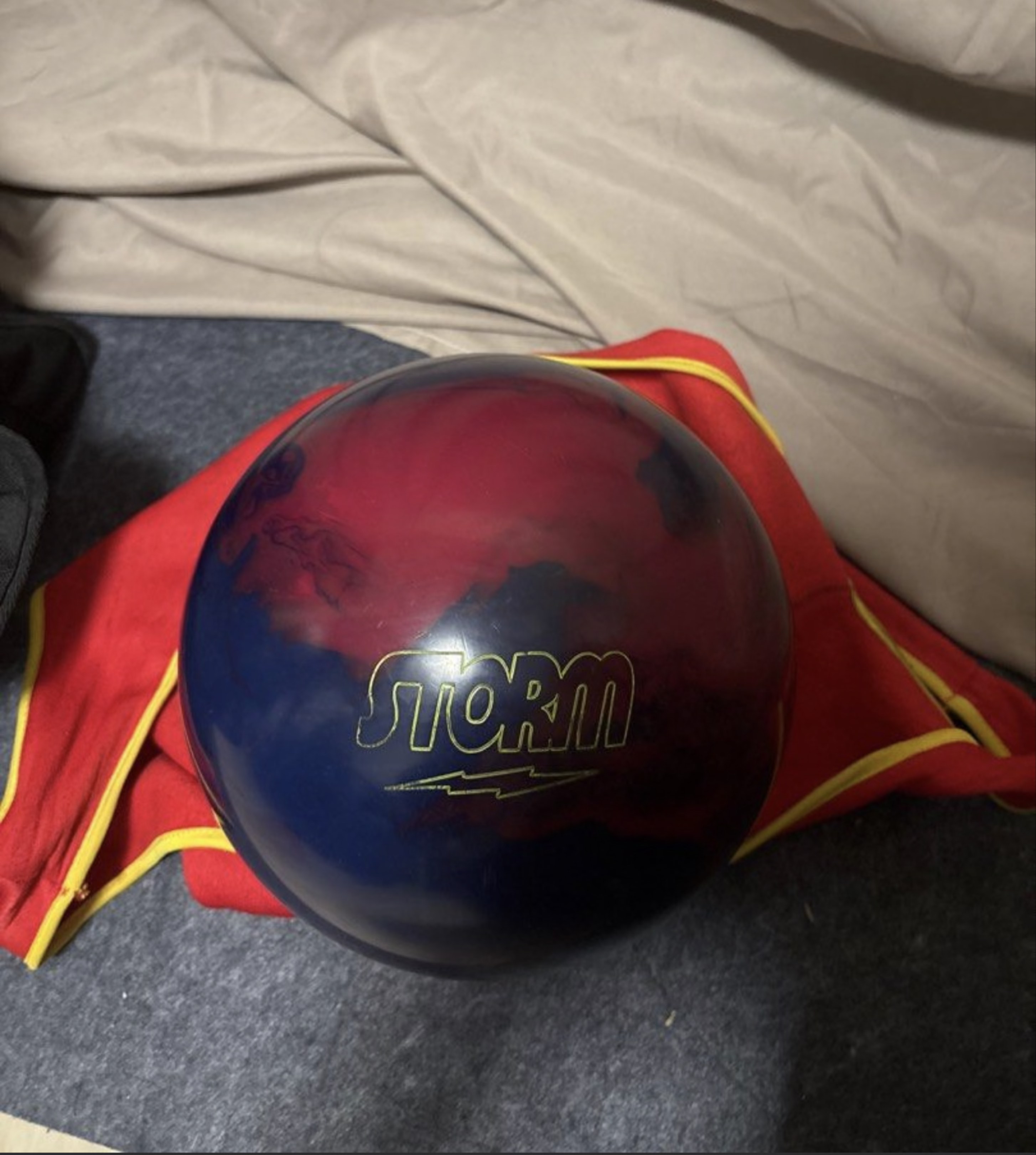 Storm phaze 2 Bowling Ball, Sports Equipment, Sports & Games, Billiards ...