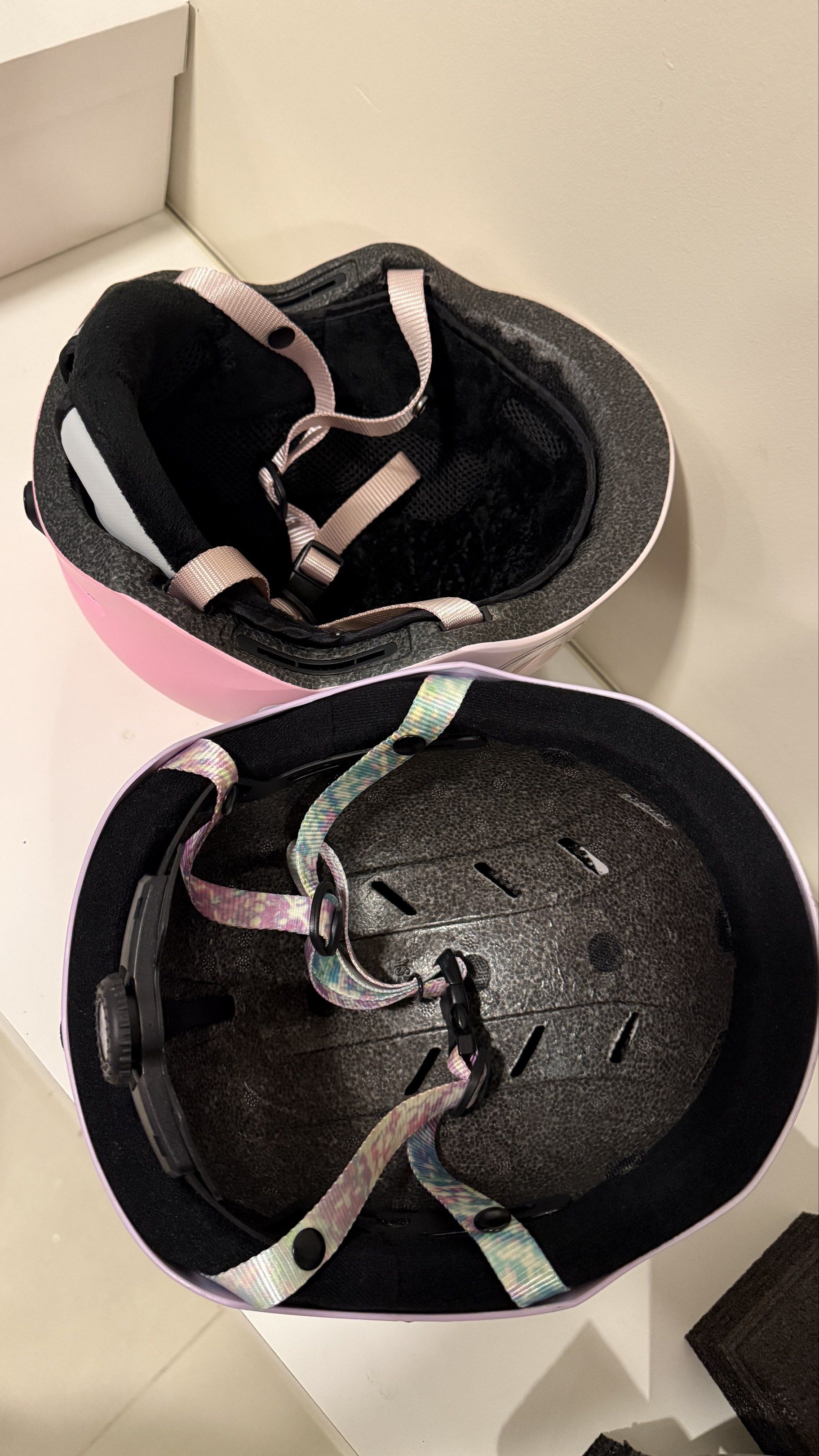 Vector Ski/Snowboard Helmet, Sports Equipment, Other Sports Equipment ...