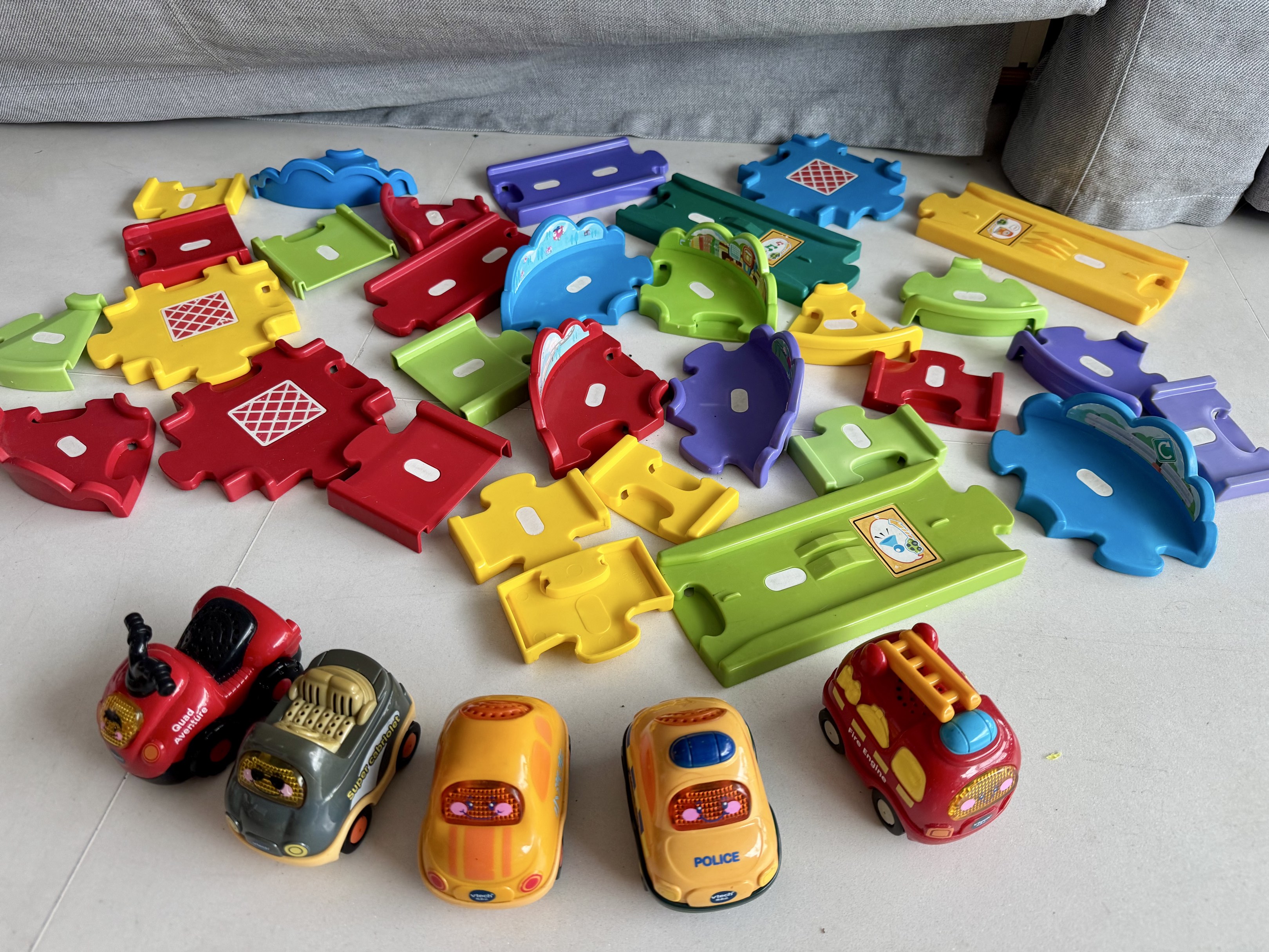 VTech Go! Go! Smart Wheels Train Set, Hobbies & Toys, Toys & Games on ...