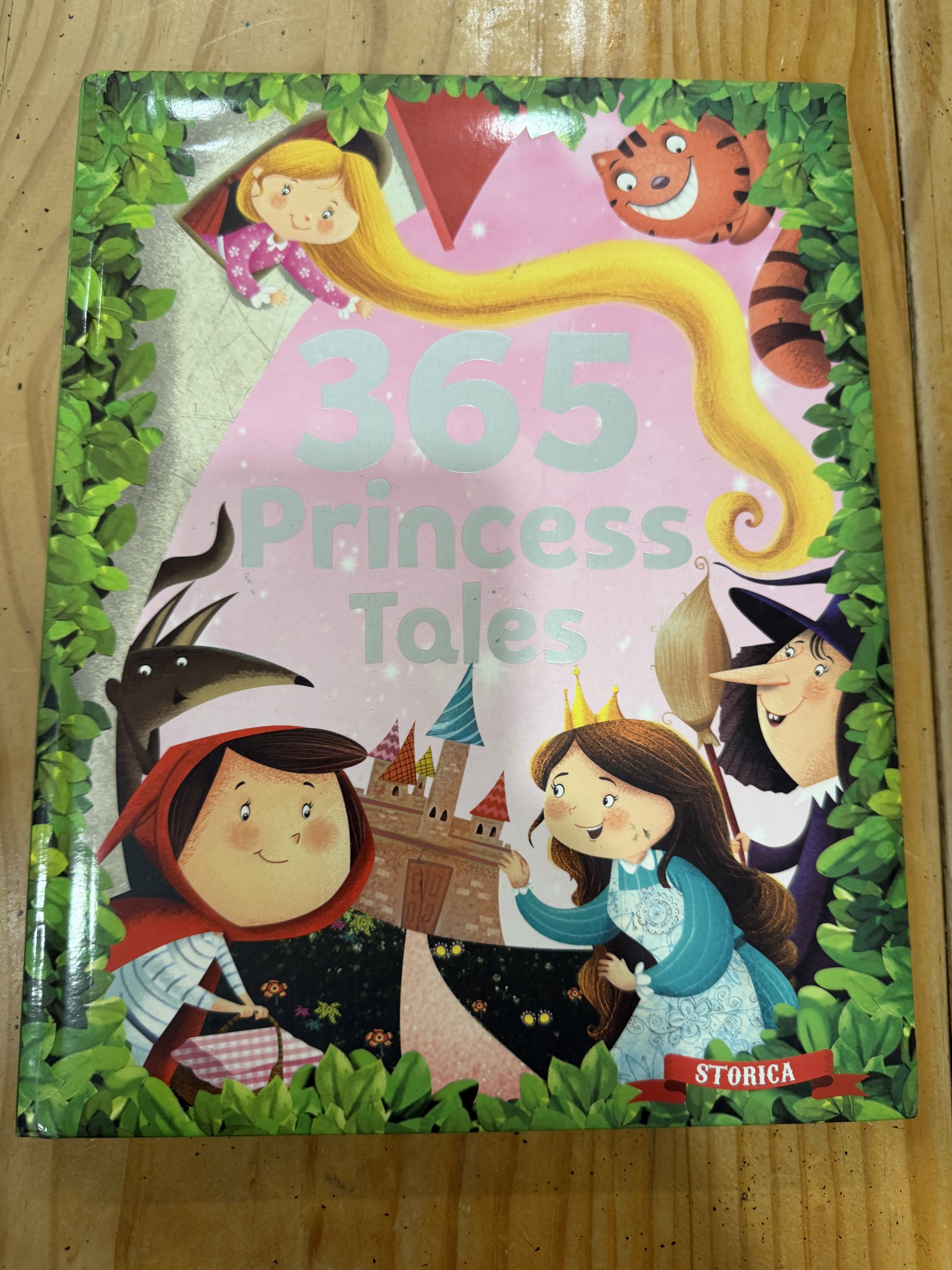 365 Princess Tales Story Book, Hobbies & Toys, Books & Magazines ...