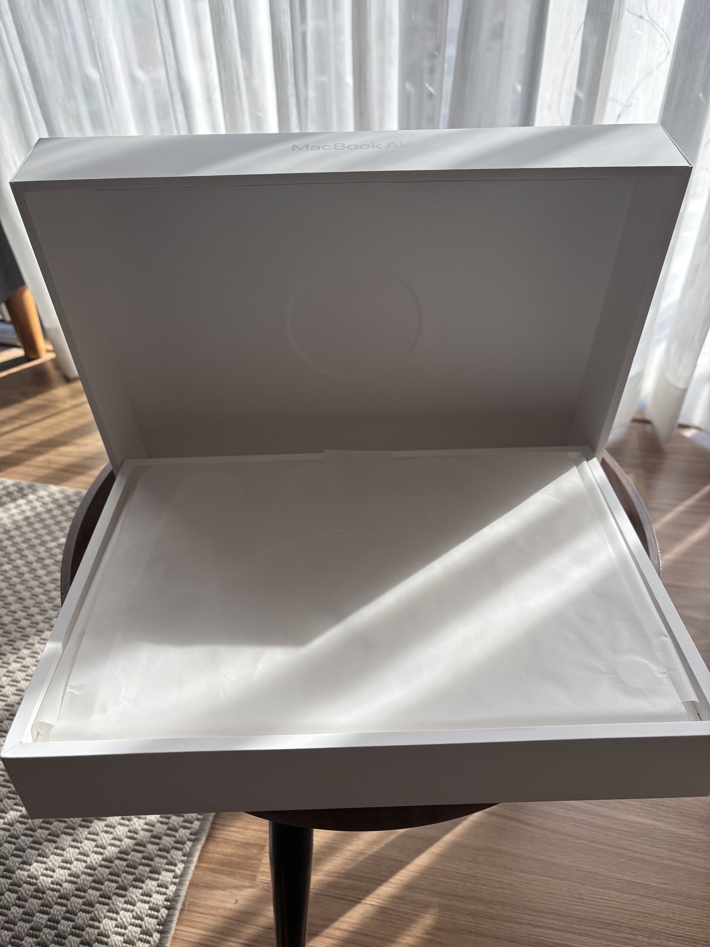 Apple MacBook Air 13-inch M3 2025, Computers & Tech, Laptops ...