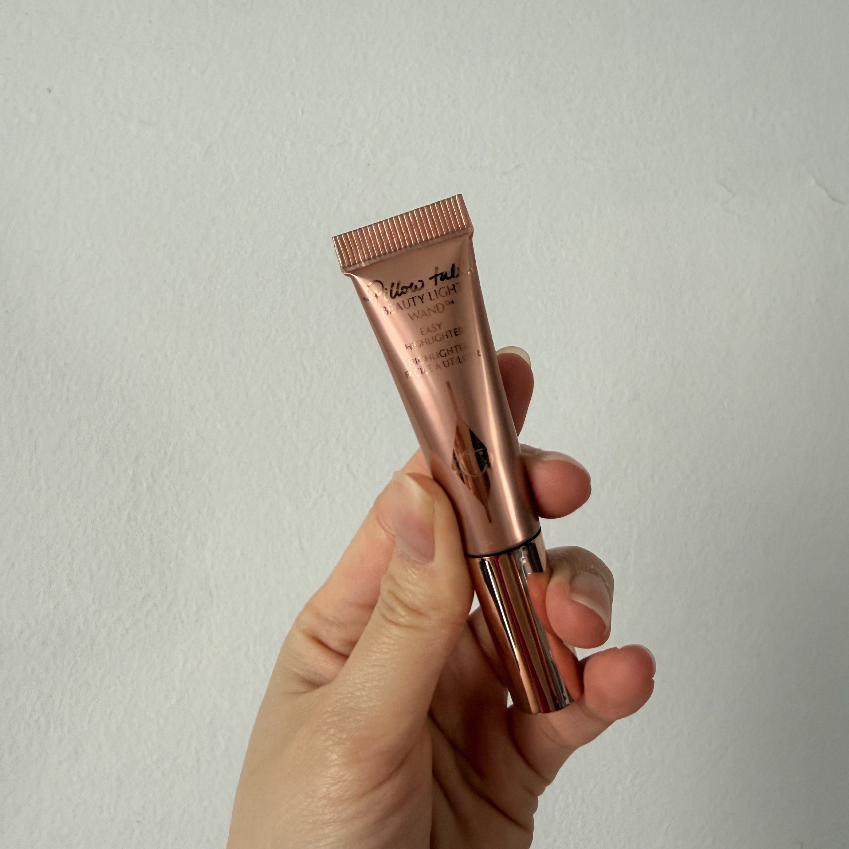 Authentic Charlotte Tilbury Pillow Talk Beauty Light Wand, Beauty ...