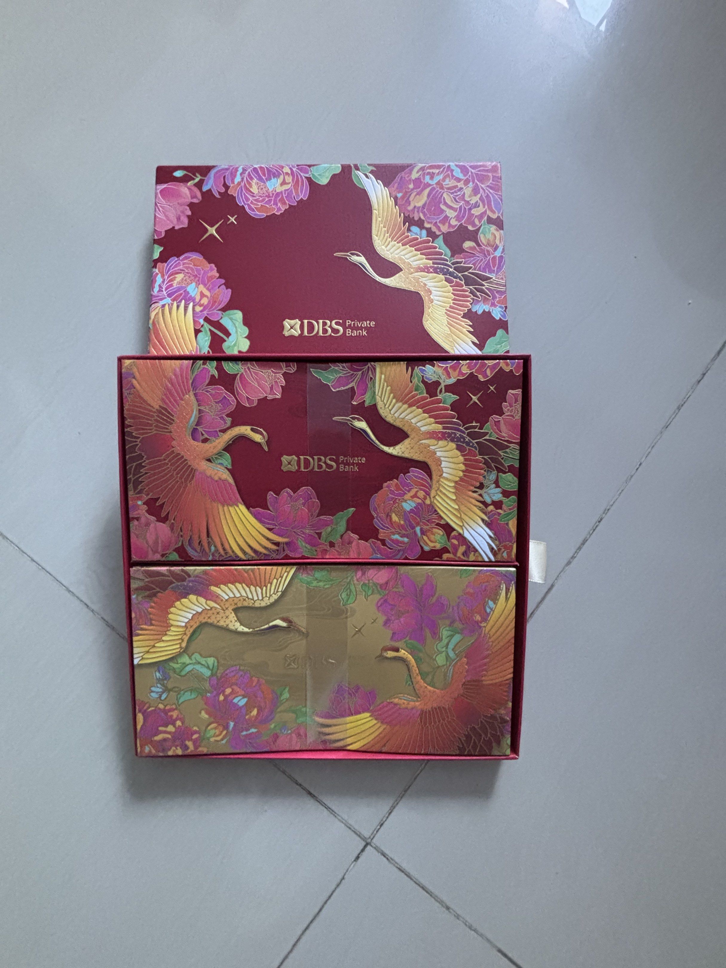 DBS Private Bank Ang Pao Set 2026, Hobbies & Toys, Occasions & Party ...