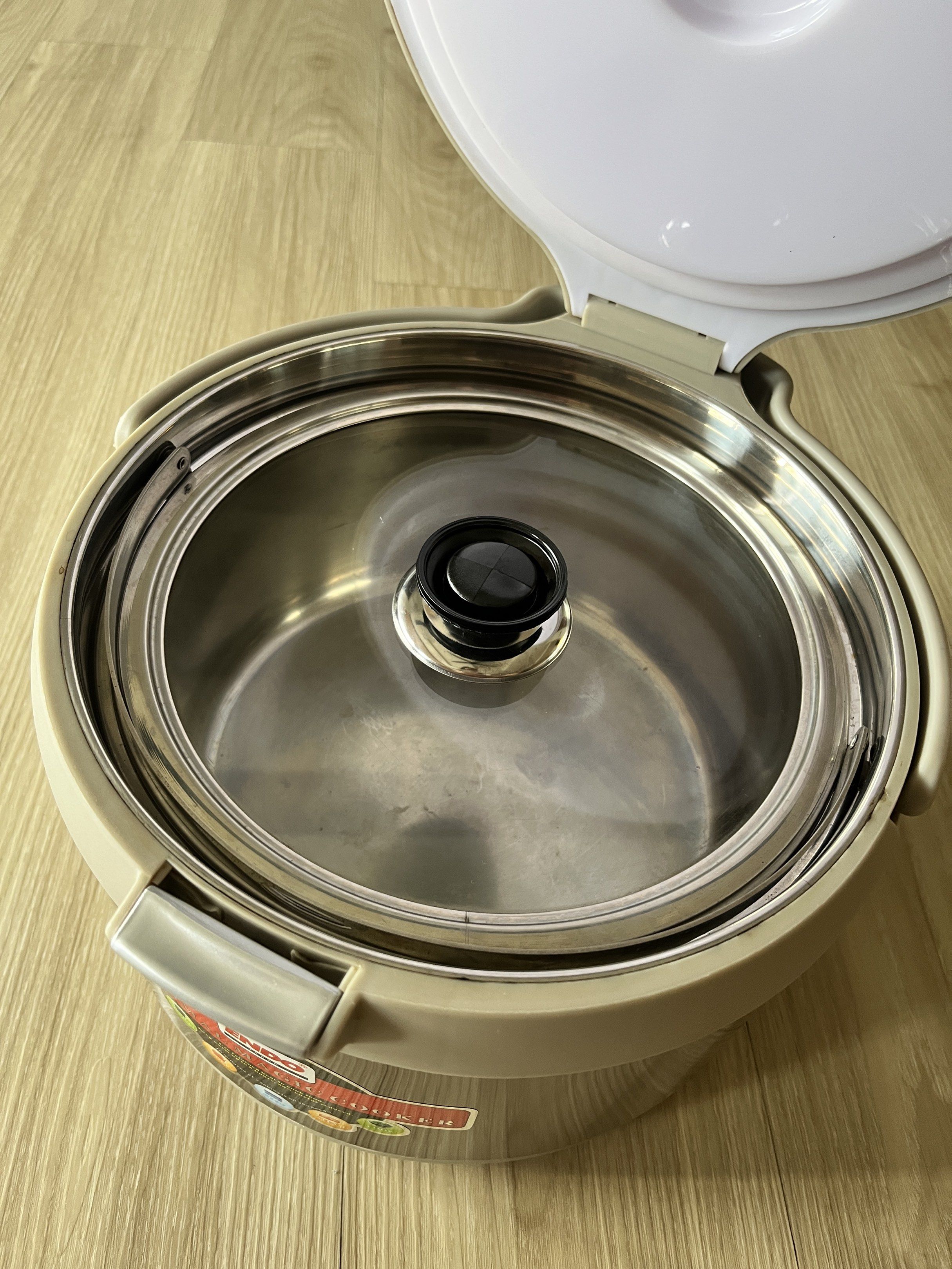 Endo Thermal Magic Cooker, TV & Home Appliances, Kitchen Appliances ...