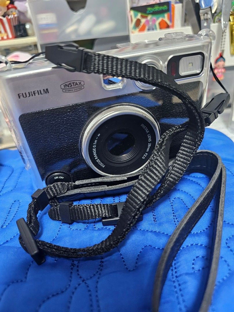 Fujifilm Instax Mini Evo Instant Camera, Photography, Cameras on Carousell