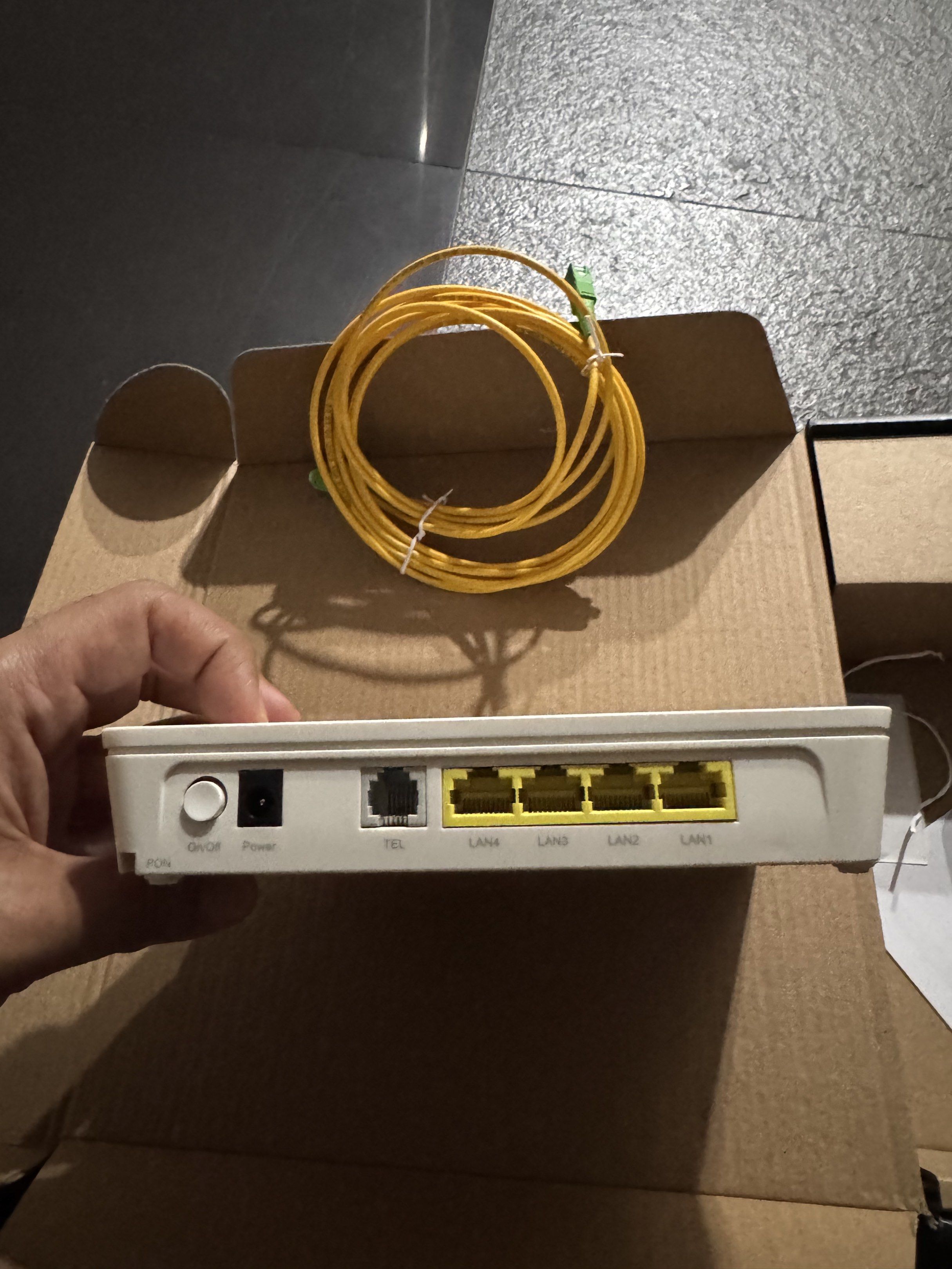 Huawei HG8145V5 Fiber Optic Router Huawei OptiXstar HG8140H5 GPON ...