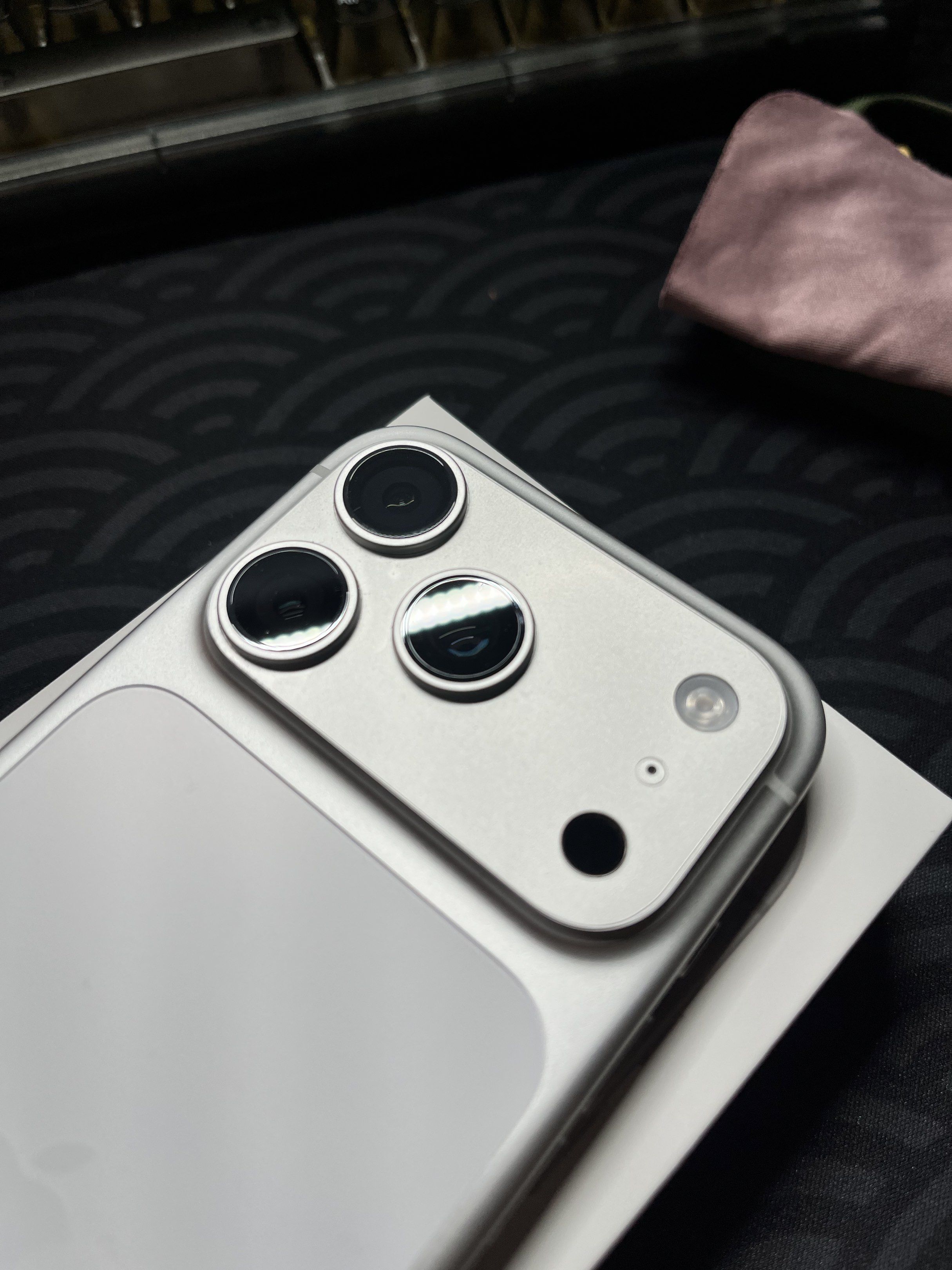 iPhone 17 Pro Silver 256GB, Mobile Phones & Gadgets, Mobile Phones ...