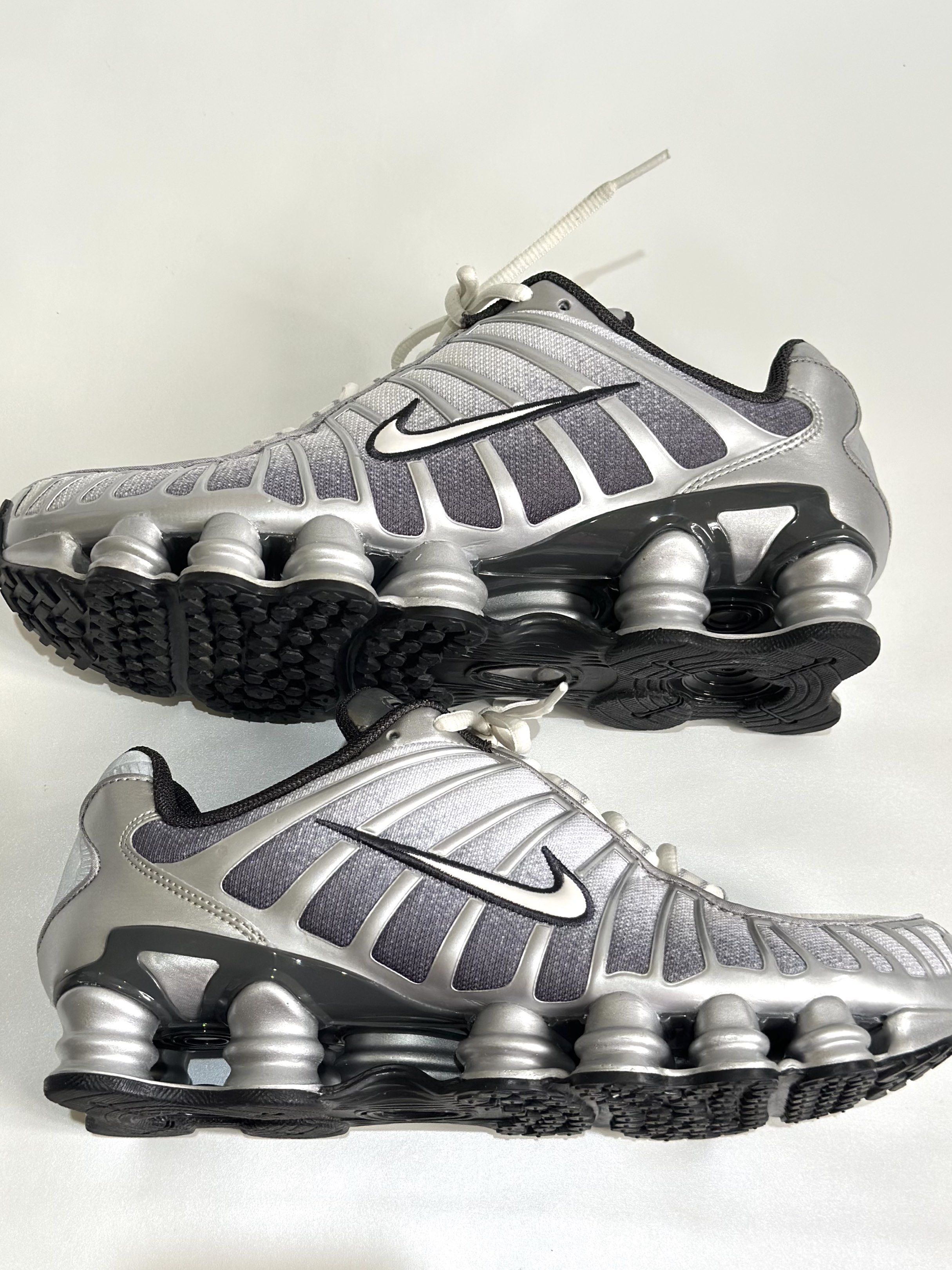 Nike Shox TL Silver US 10, Men's Fashion, Footwear, Sneakers on Carousell