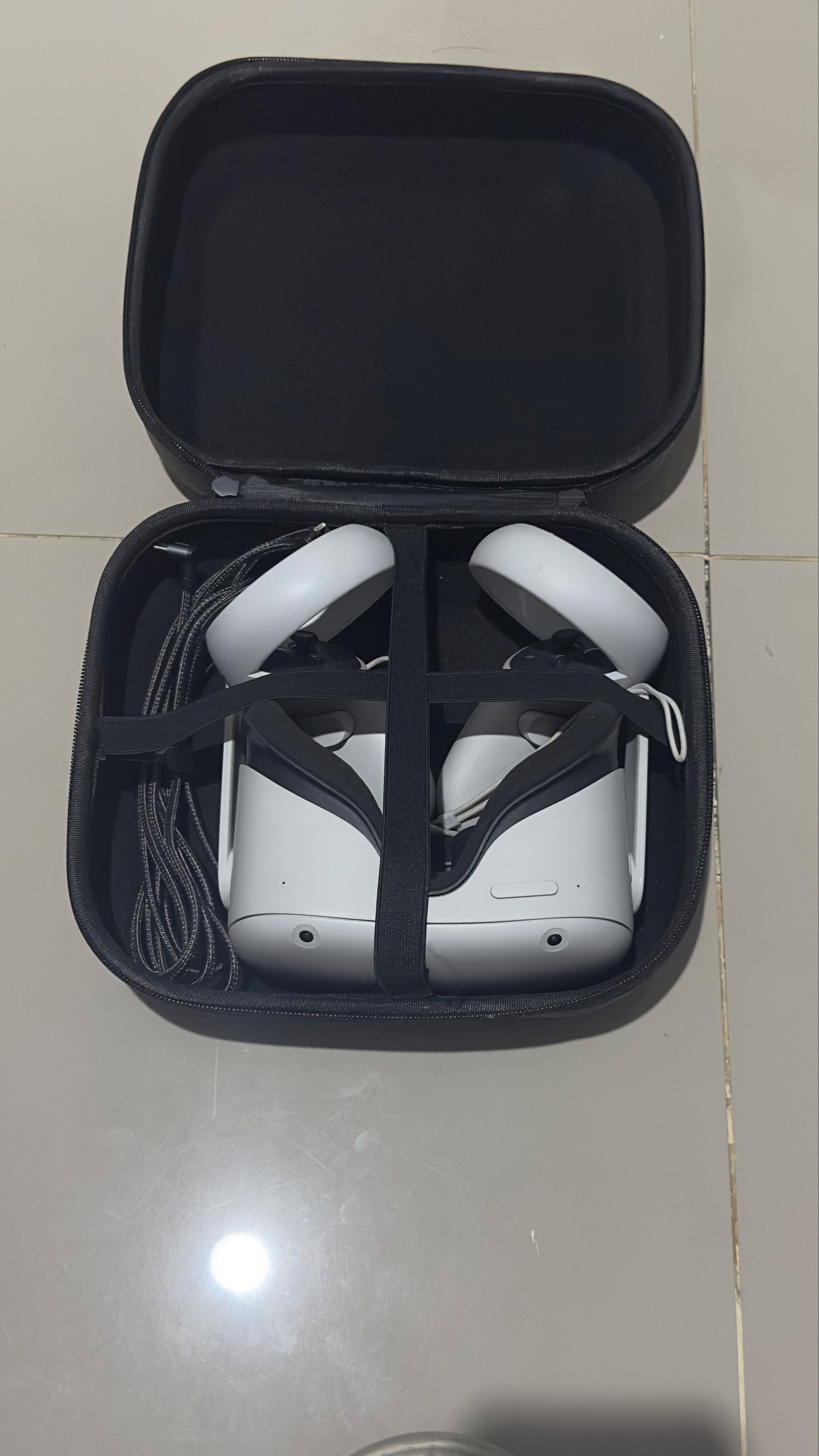 Oculus Quest 2 256Gb VR headset, Video Gaming, Gaming Accessories ...