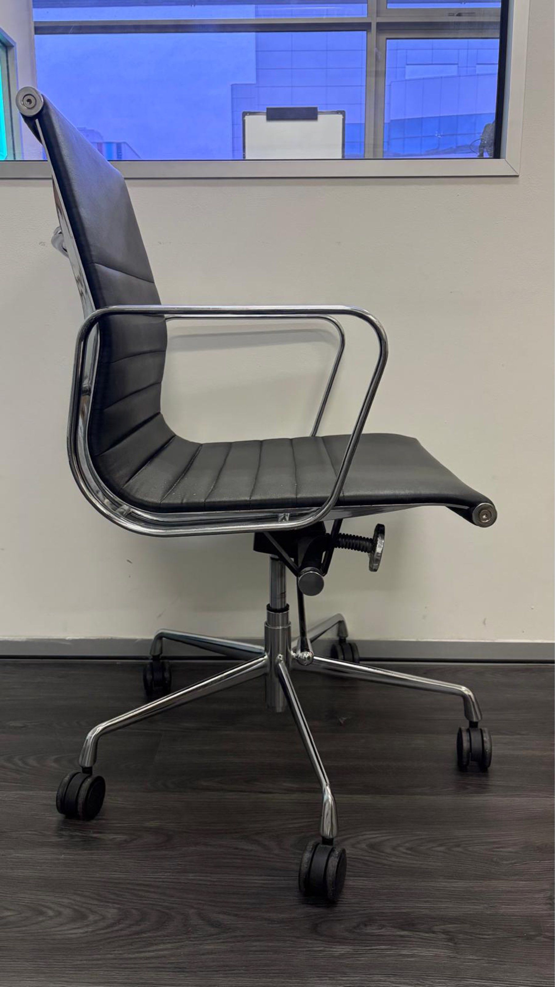 Office wheeled chairs on wheels (assorted), Furniture & Home Living ...