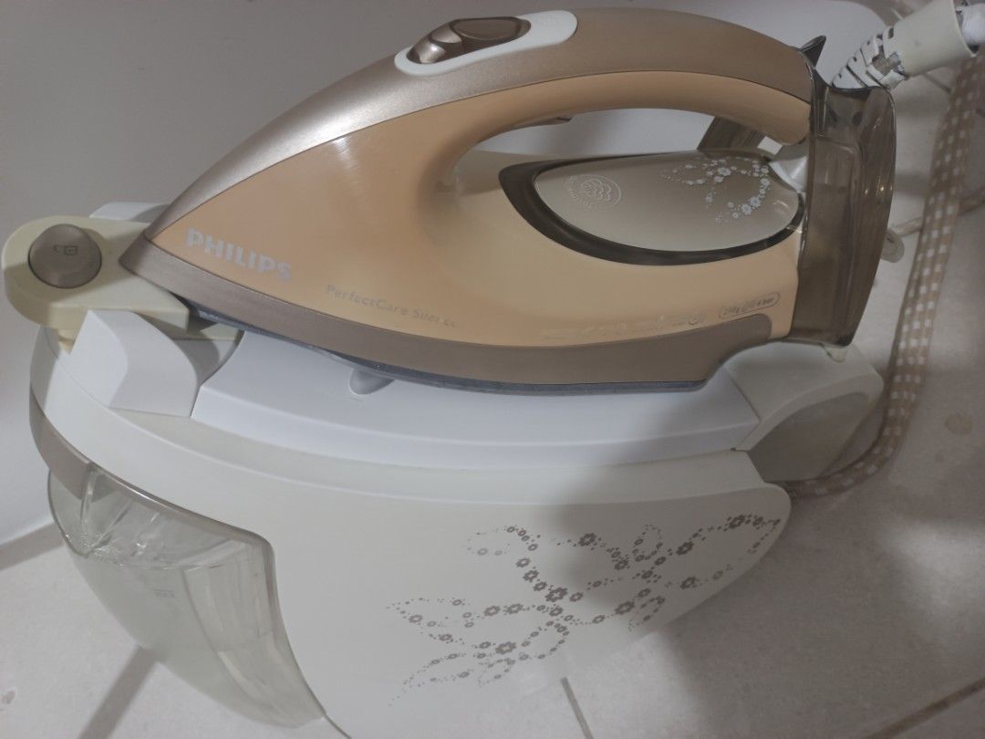 Philips PerfectCare Silence Steam Iron GC9540, TV & Home Appliances ...
