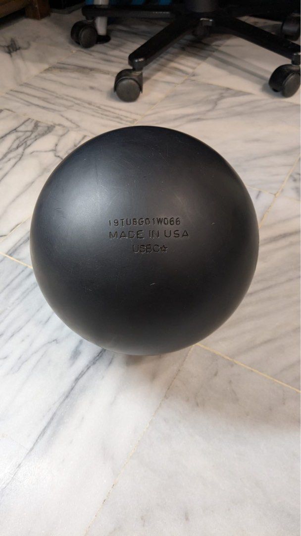 Pitch Black Urethane Bowling Ball 15lbs, Sports Equipment, Sports ...