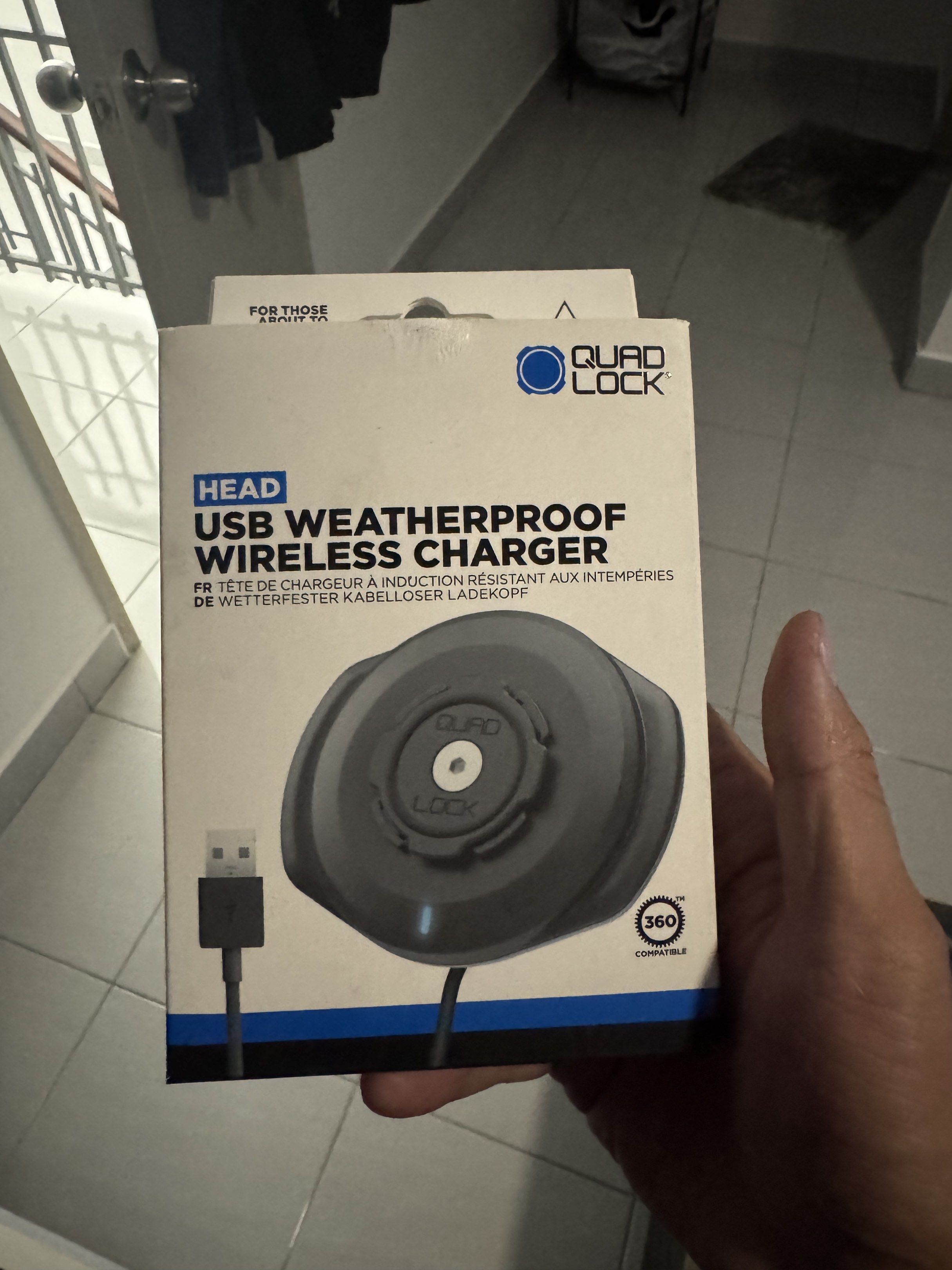 Quad Lock Motorcycle Wireless Charger Kit, Motorcycles, Motorcycle ...