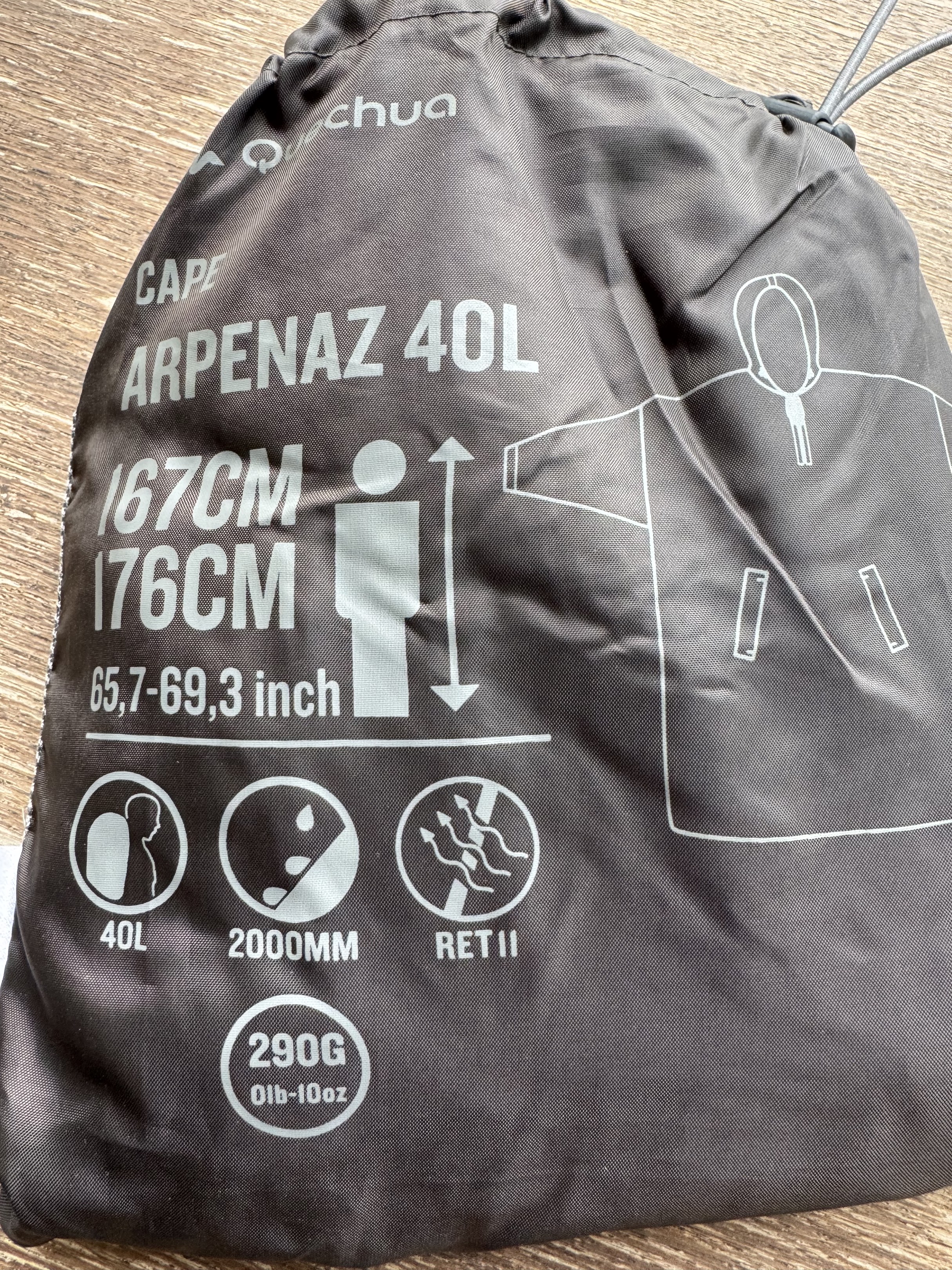 Quechua Arpenaz 40L Rain Poncho, Sports Equipment, Hiking & Camping on ...