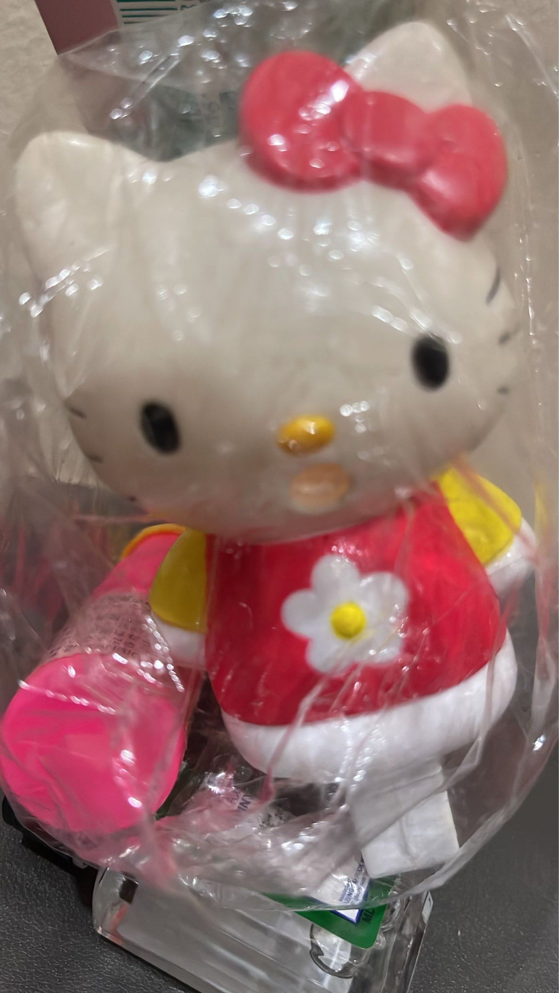 Sanrio Hello Kitty Bubble Gun Set, Hobbies & Toys, Toys & Games on ...