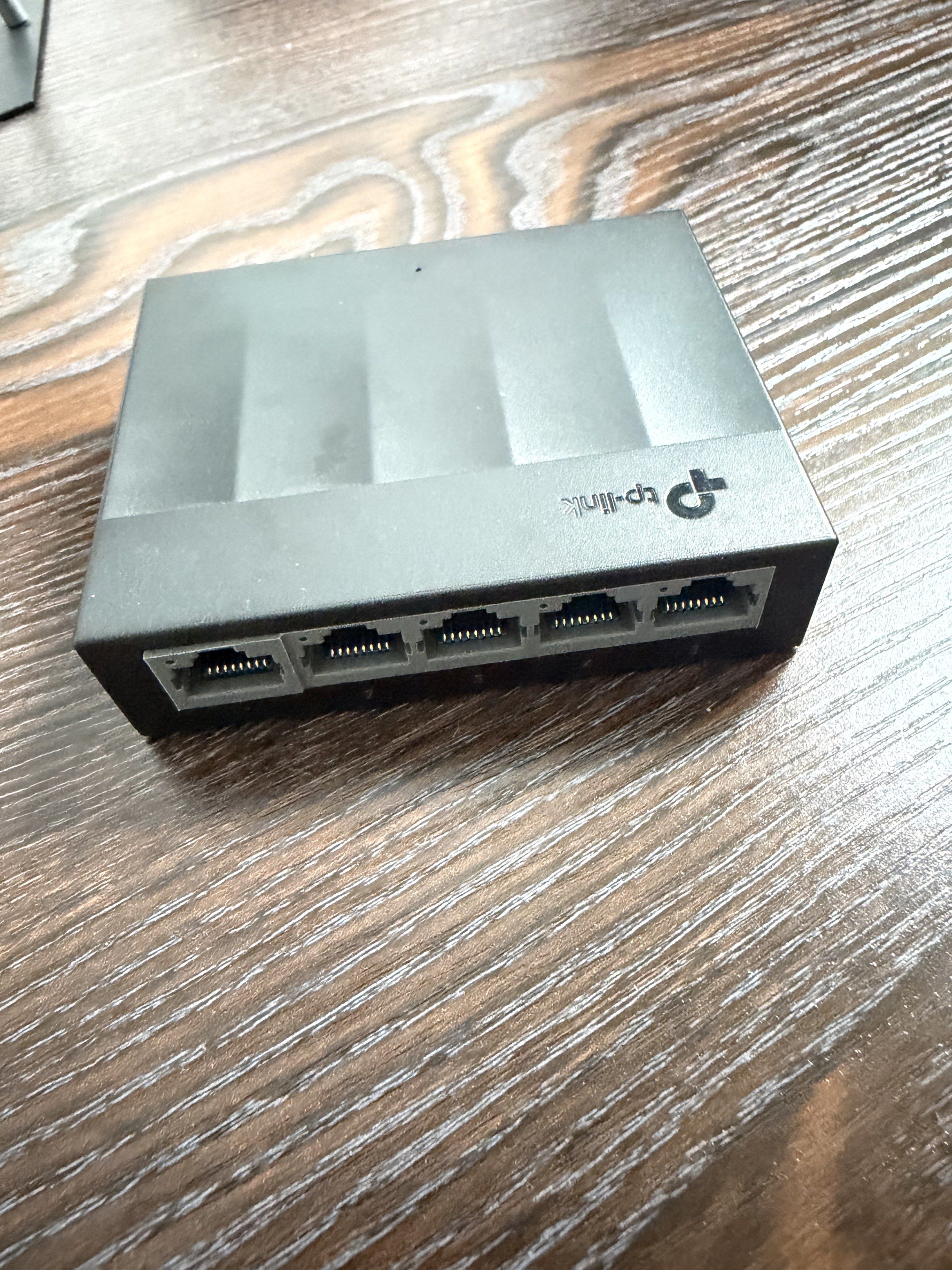 TP-Link 5-Port Gigabit Ethernet Network Switch, Computers & Tech, Parts ...